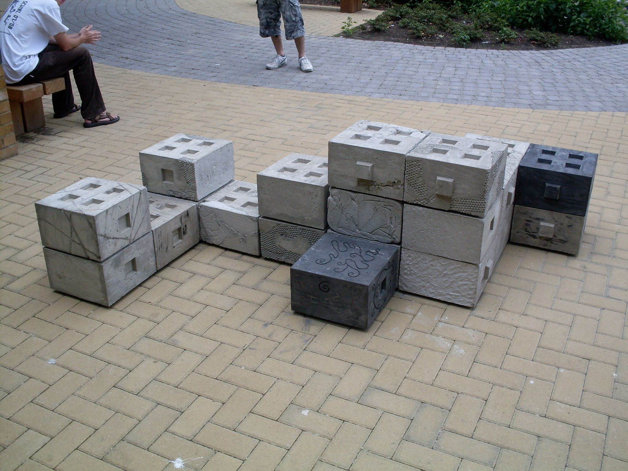 Modular Concrete Bench : 10 Steps (with Pictures) - Instructables