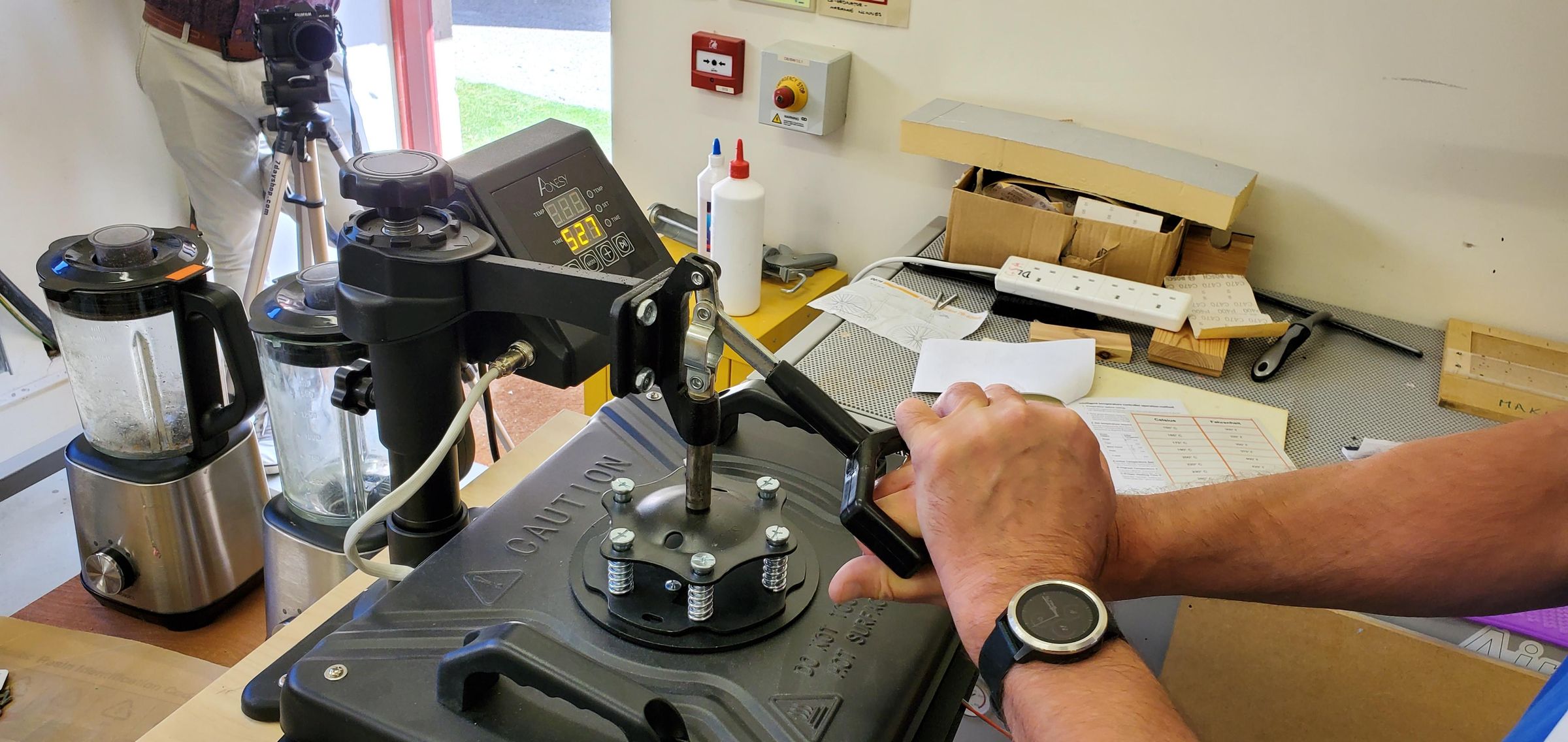 POP! Recycling Bubble Wrap to Fabulous Fabric! : 6 Steps (with Pictures ...