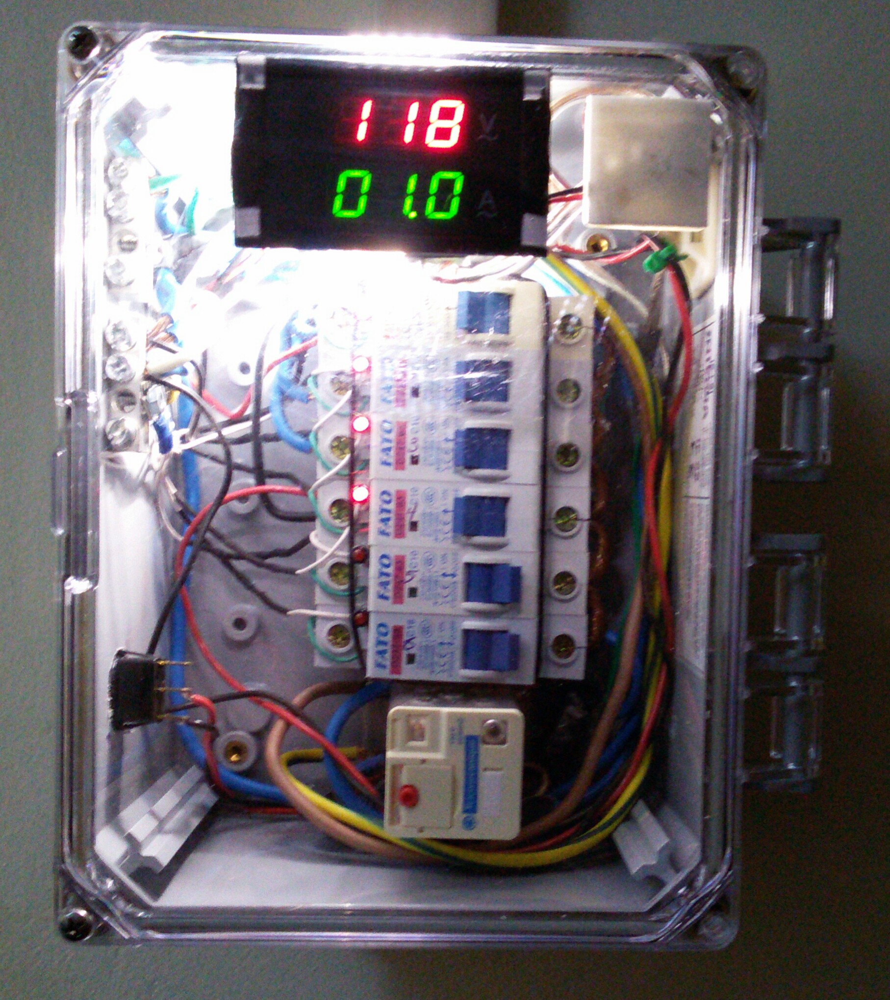 DIY Circuit Breaker Panelboard With Automatic Transfer Switch (ATS ...