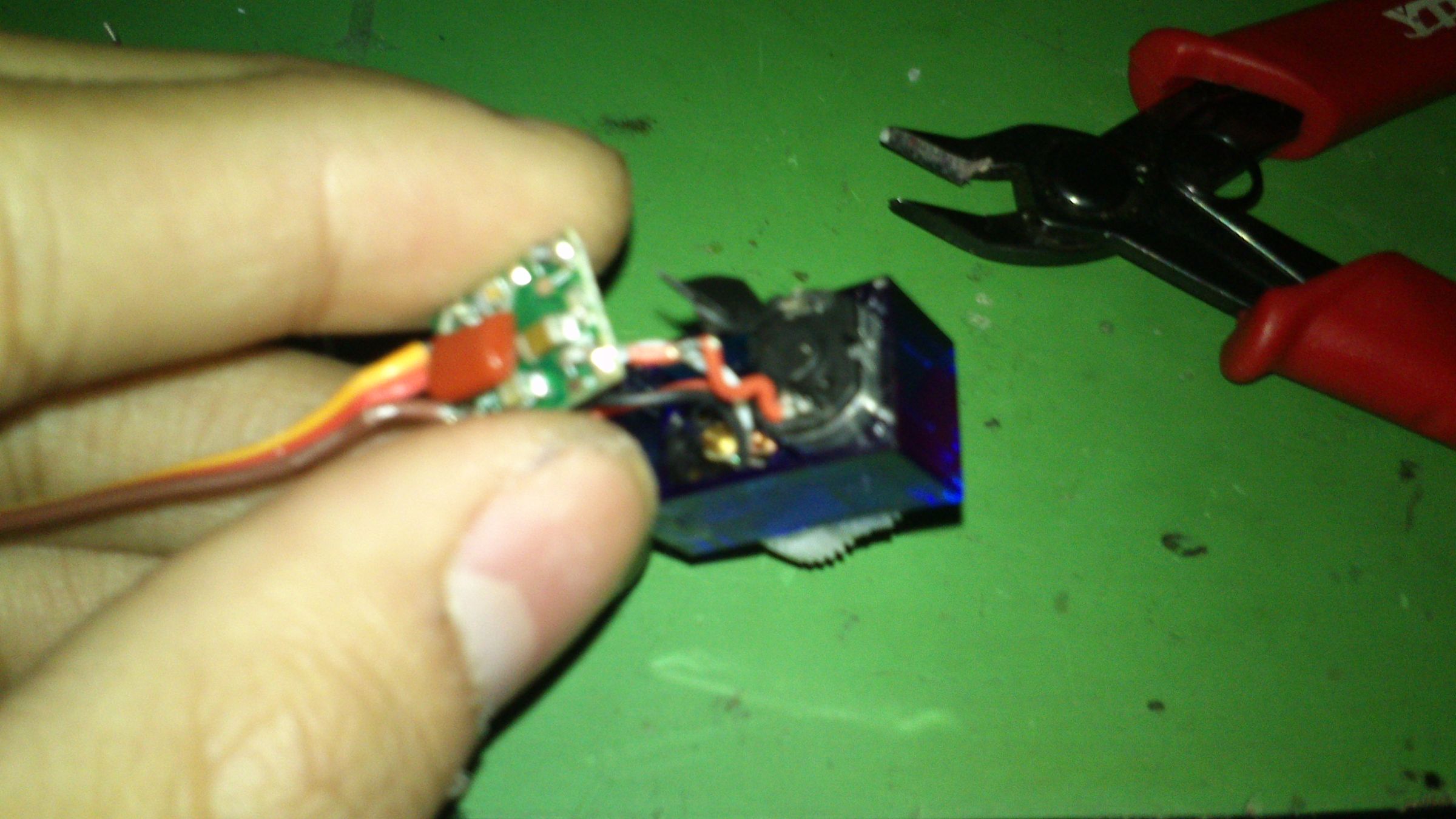 Tower Pro SG 90 Micro Servo Hack : 9 Steps - Instructables