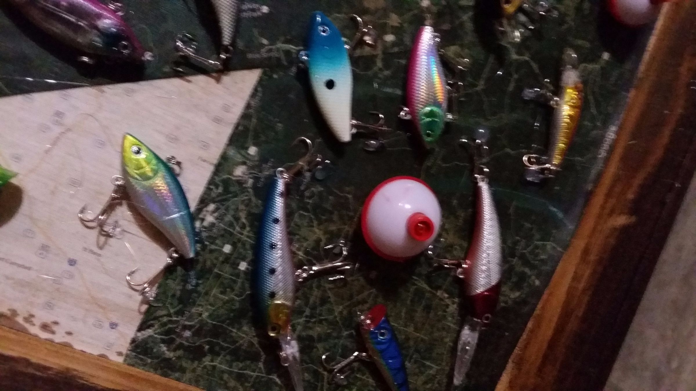 Fishing Lure Side Table : 7 Steps - Instructables