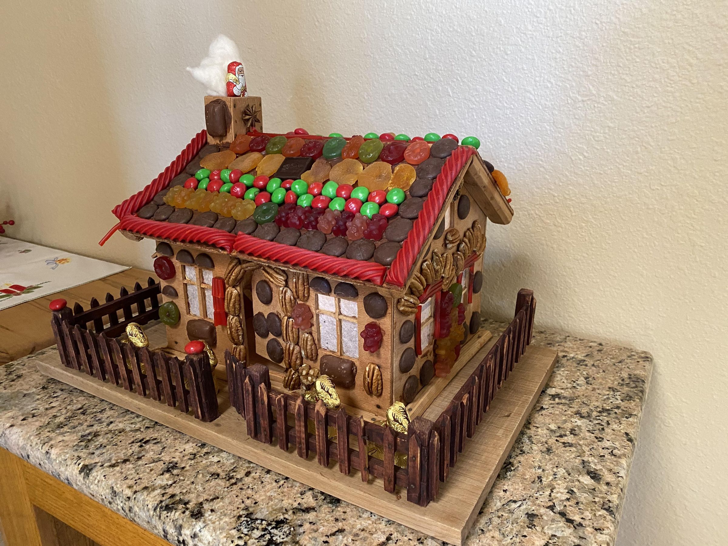 Perennial Gingerbread House : 9 Steps - Instructables