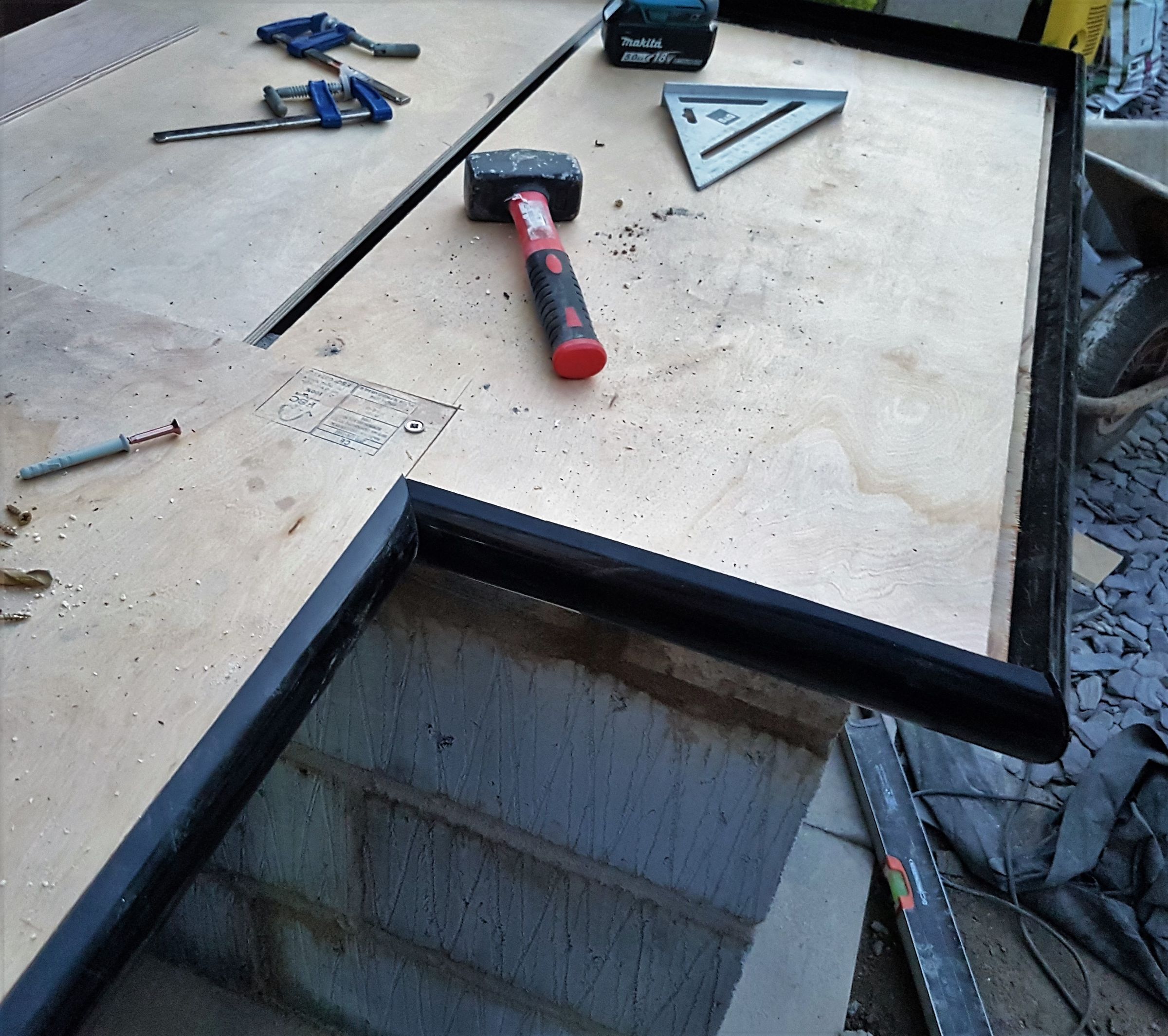 Outdoor Kitchen - Casting Concrete Worktop With Curved Edges : 17 Steps ...