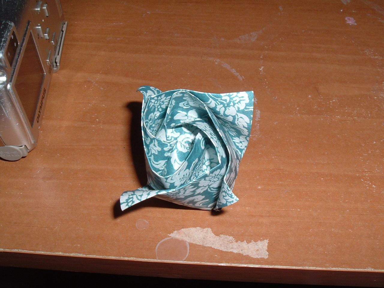 Origami Rose : 8 Steps - Instructables