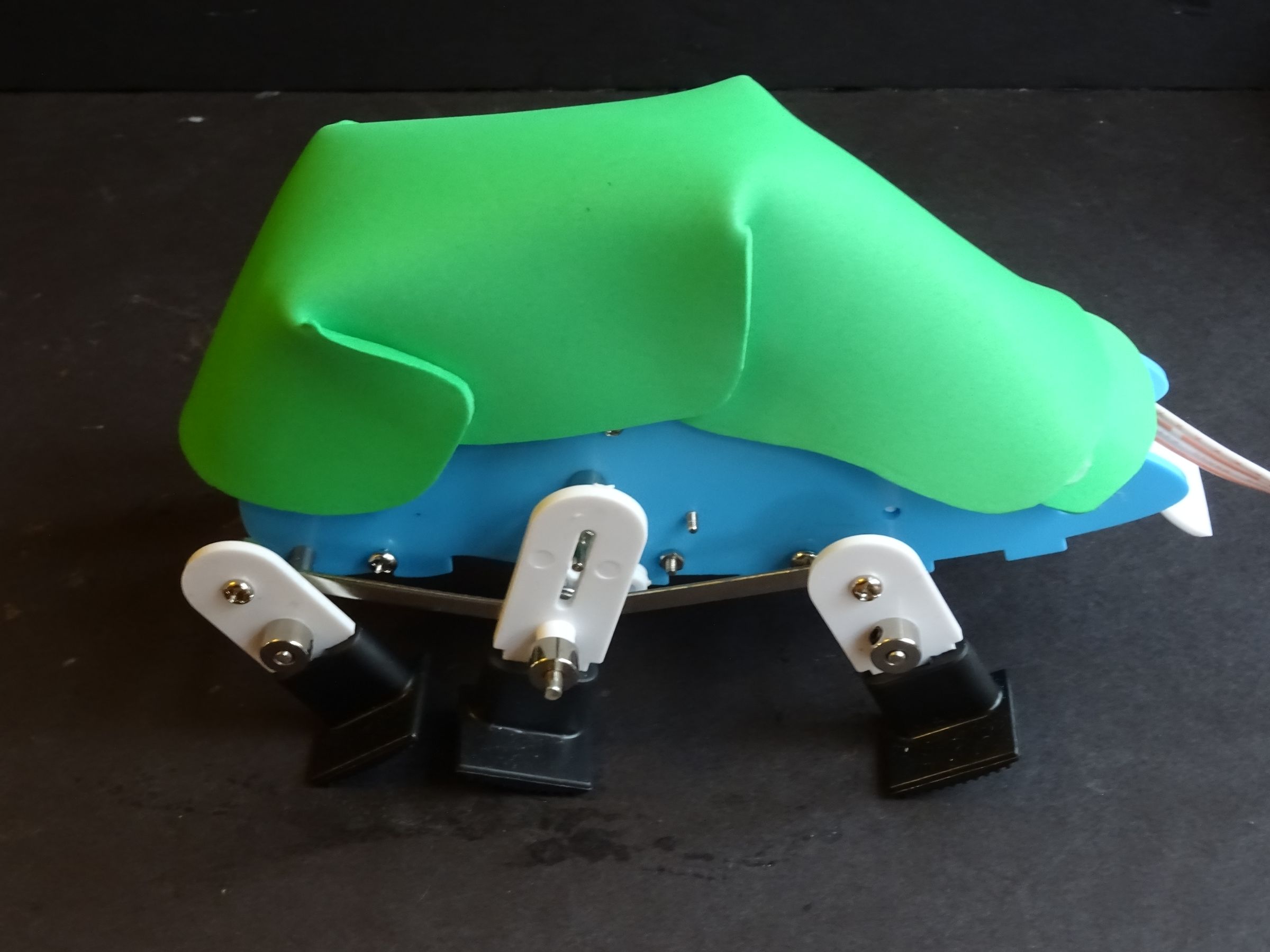 Squishie Scutter Bug Robot : 6 Steps (with Pictures) - Instructables