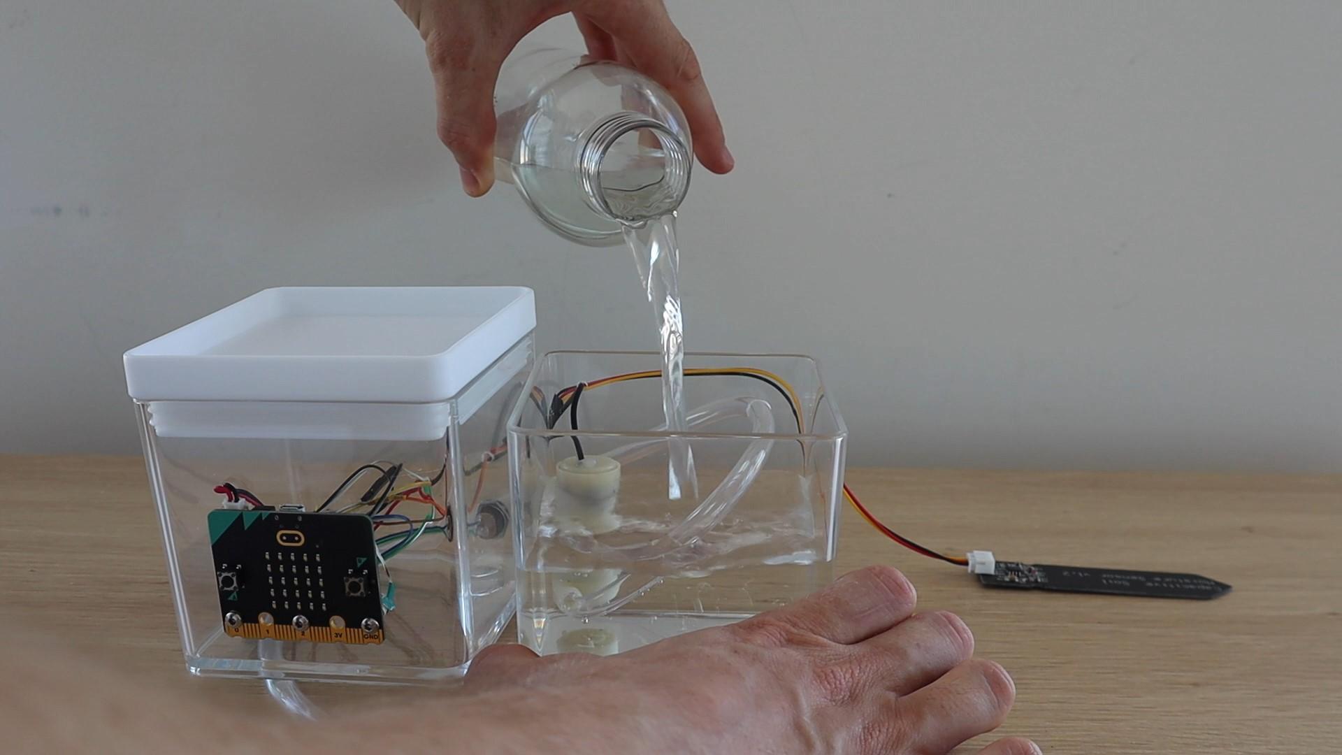 Automatic Plant Watering System Using a Micro:bit : 8 Steps (with ...