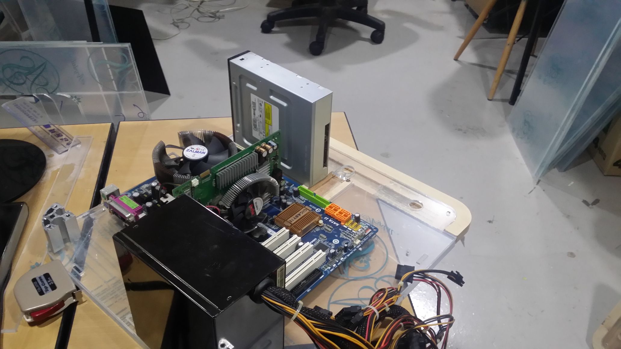 Pokémon PC Case / 포켓몬 피씨 케이스 : 5 Steps - Instructables