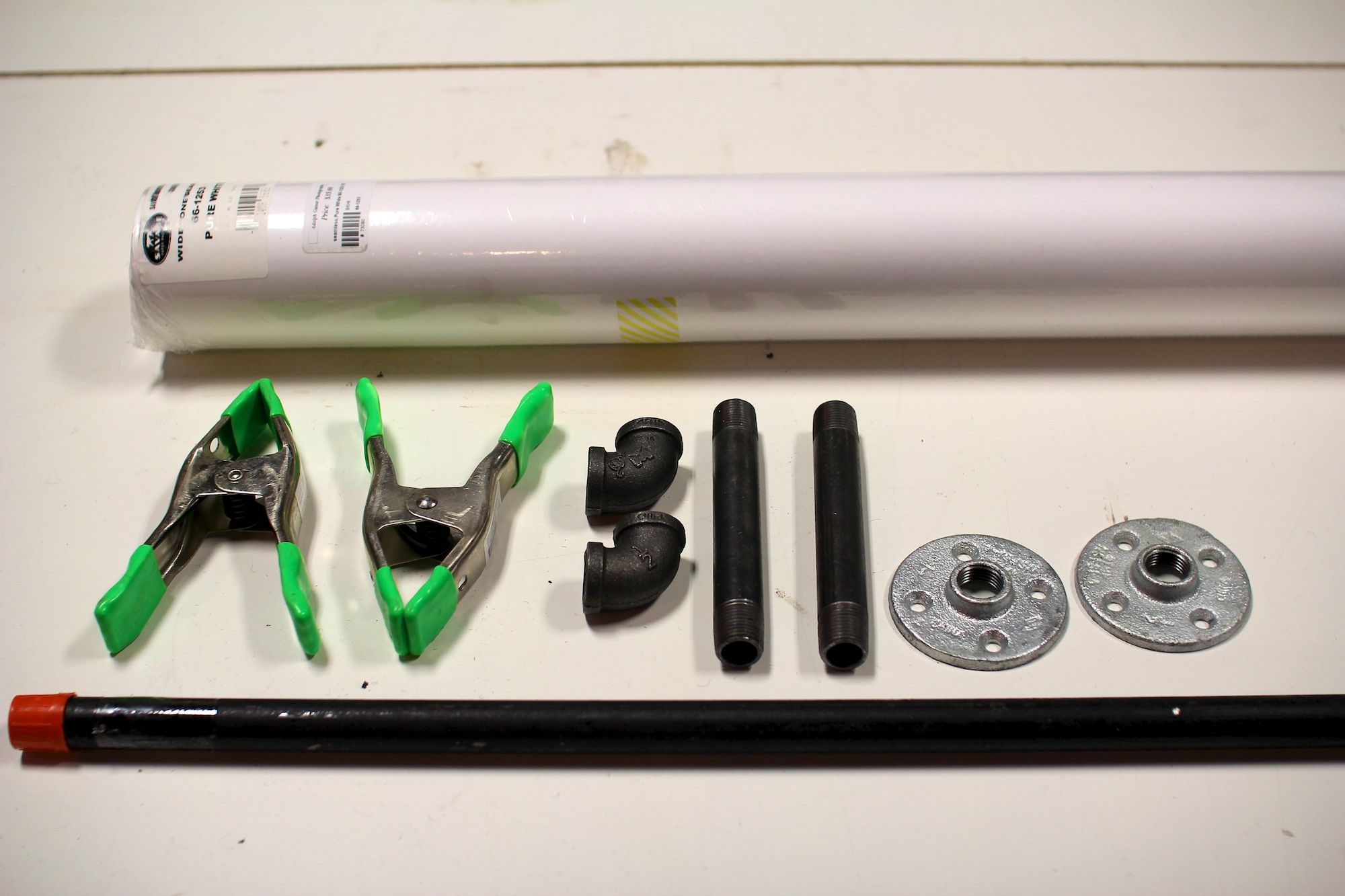 Easy Workbench Photo Backdrop : 7 Steps (with Pictures) - Instructables