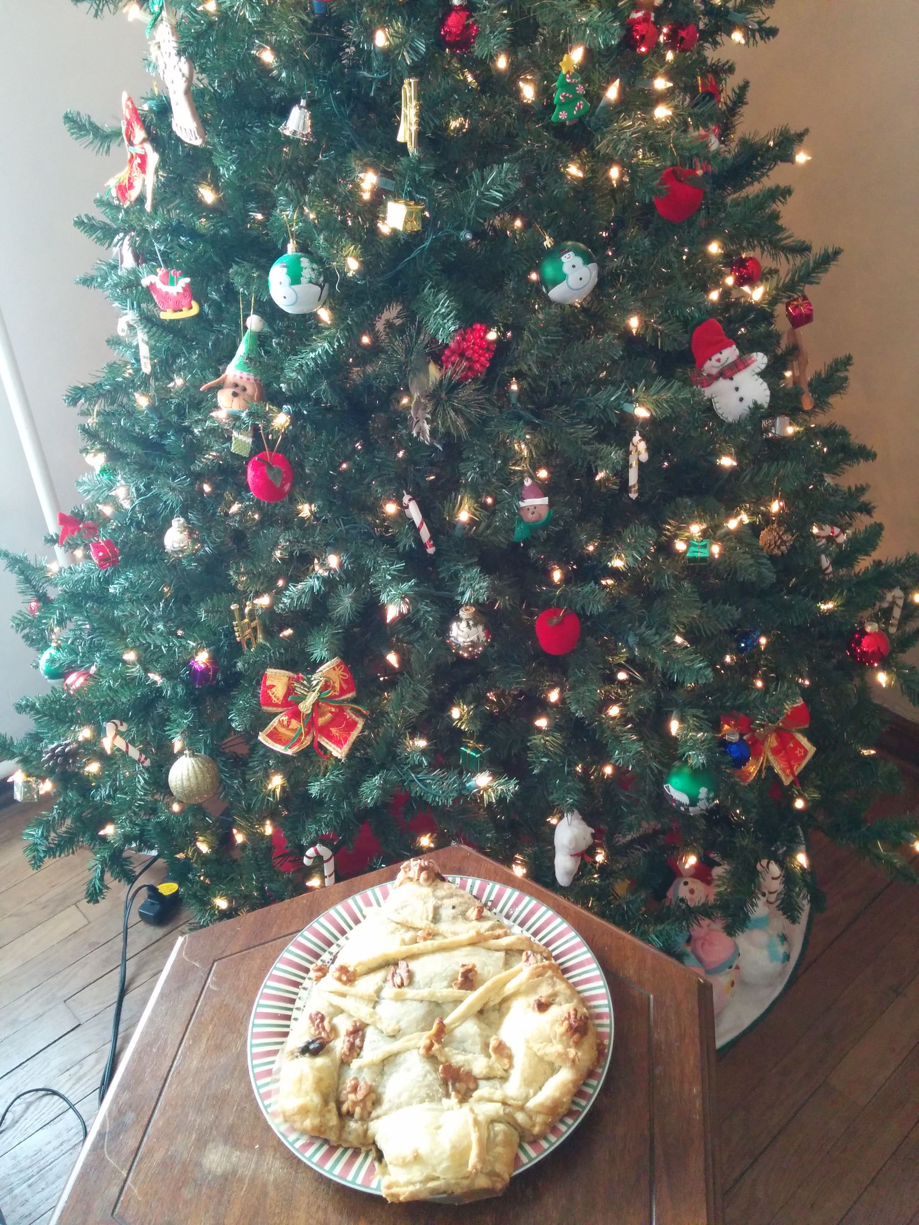 Spinach Christmas Tree Pie : 6 Steps - Instructables