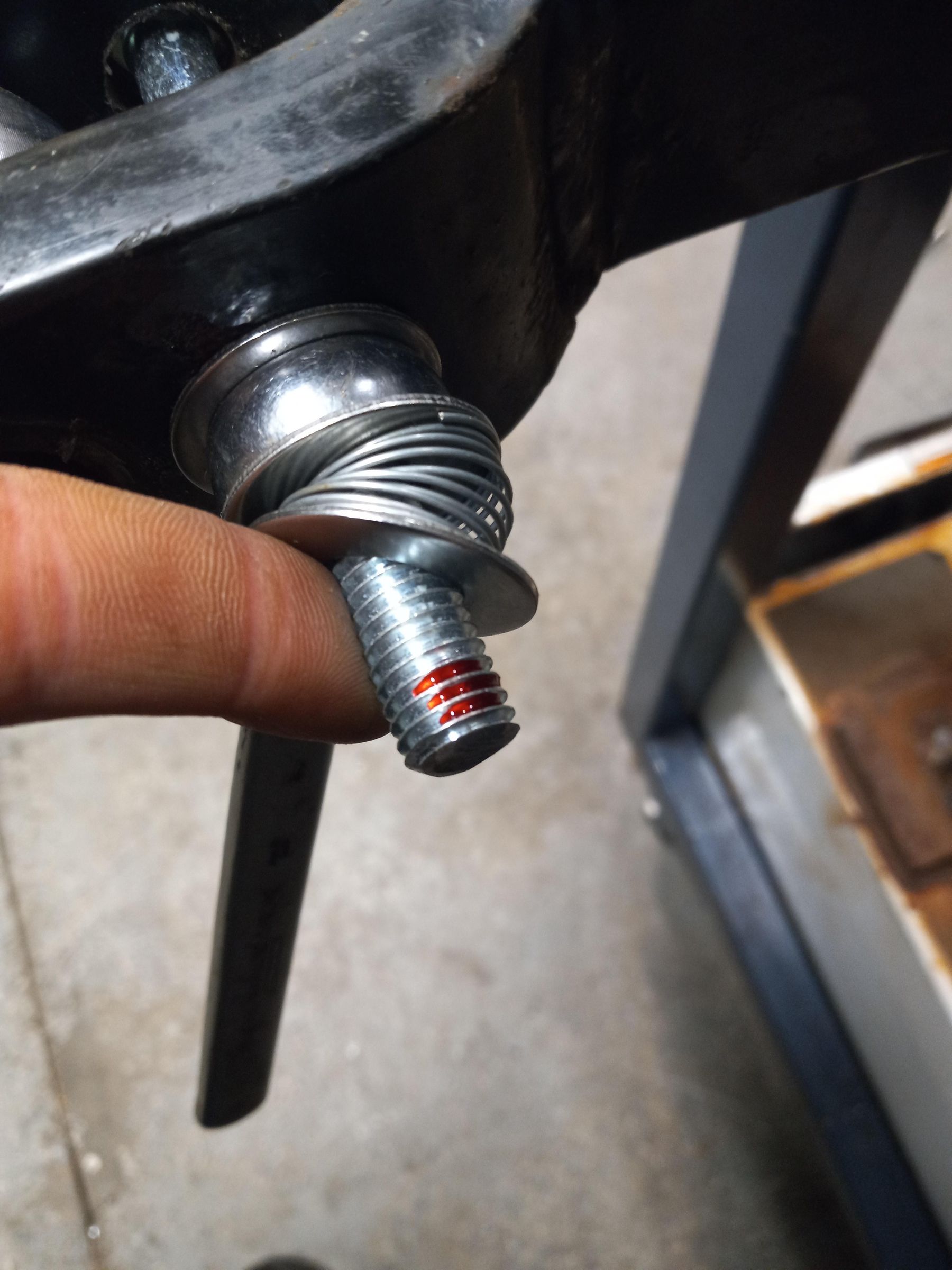 DIY Ball Swivel for Vise/Welding Positioner Out of Reclaimed 2x2 ...