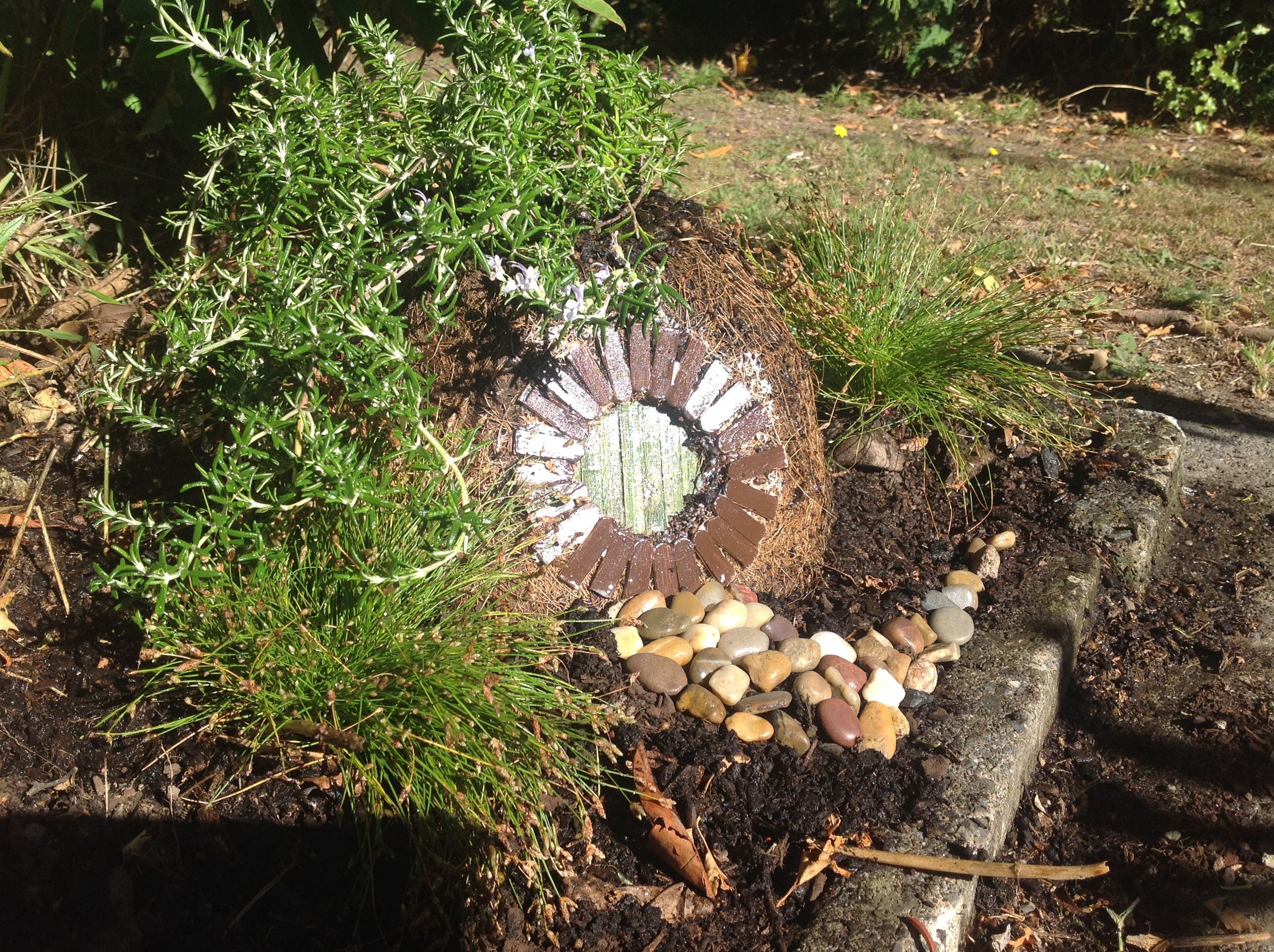 Hobbit Hole Garden Planter : 7 Steps (with Pictures) - Instructables