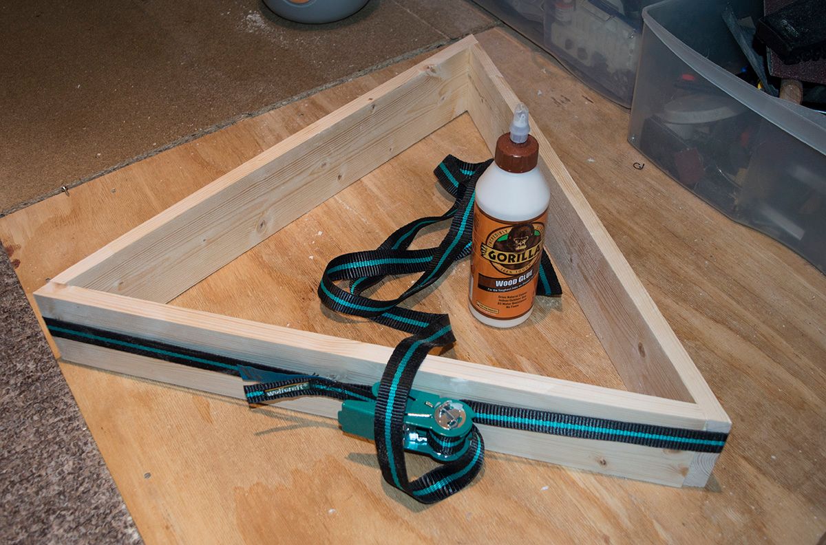 Easy Triangle Shelf : 4 Steps (with Pictures) - Instructables