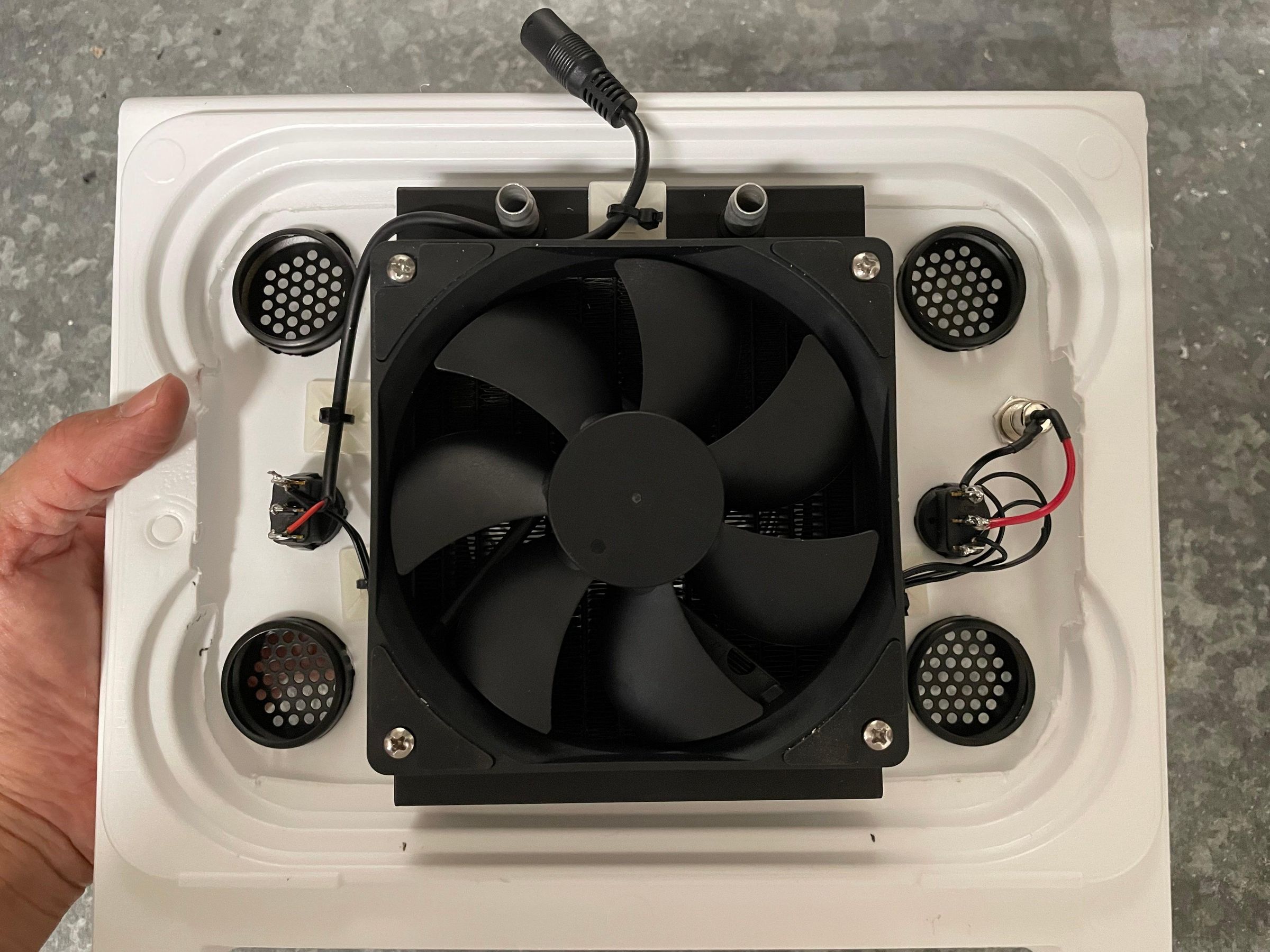 Ice Cooler Portable AC : 13 Steps (with Pictures) - Instructables