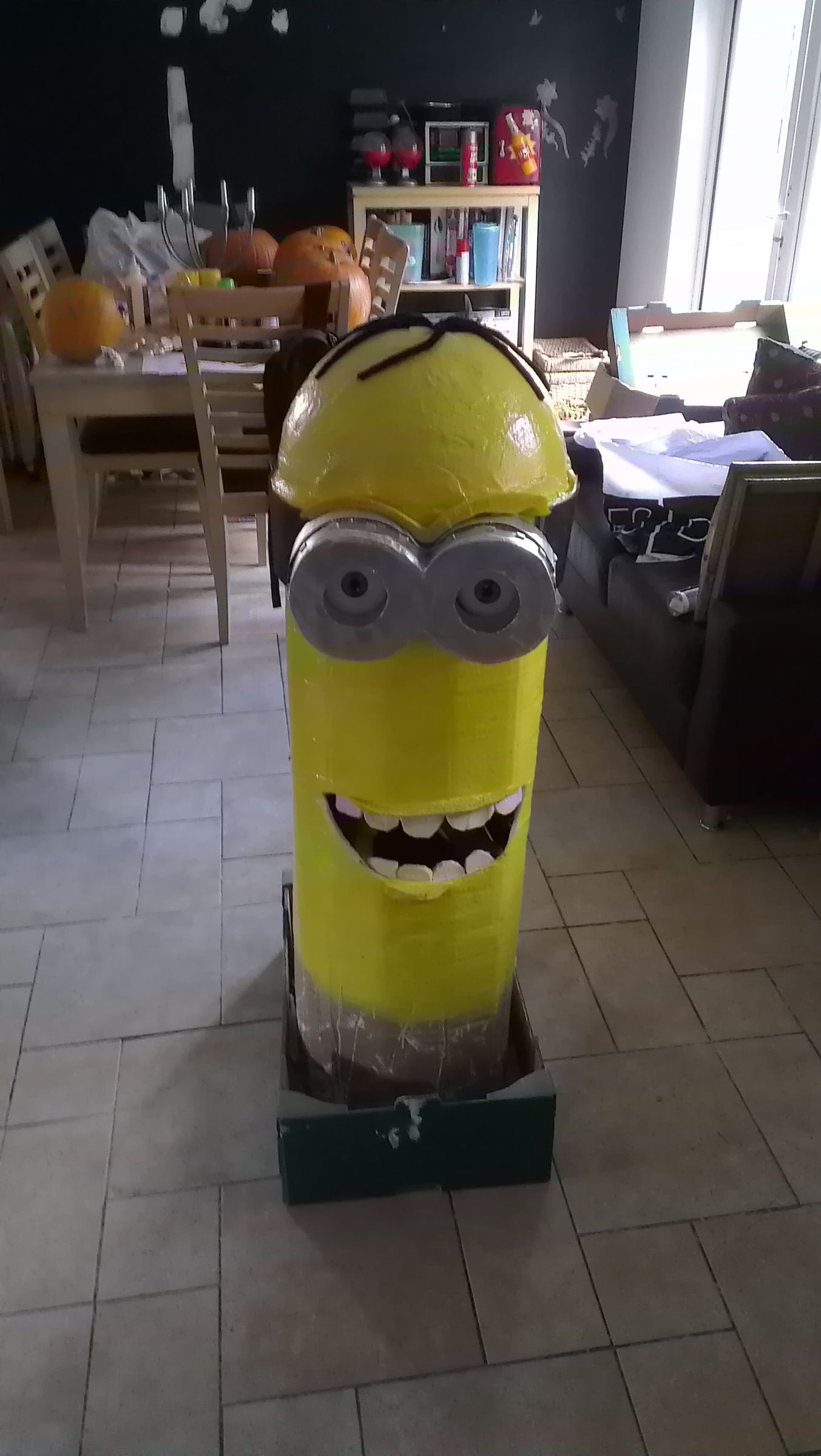 Minion Costume : 8 Steps - Instructables