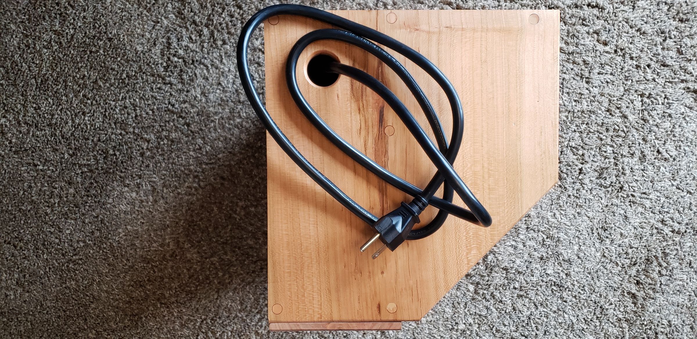 Tablet Organizer/Charging Station : 11 Steps (with Pictures ...