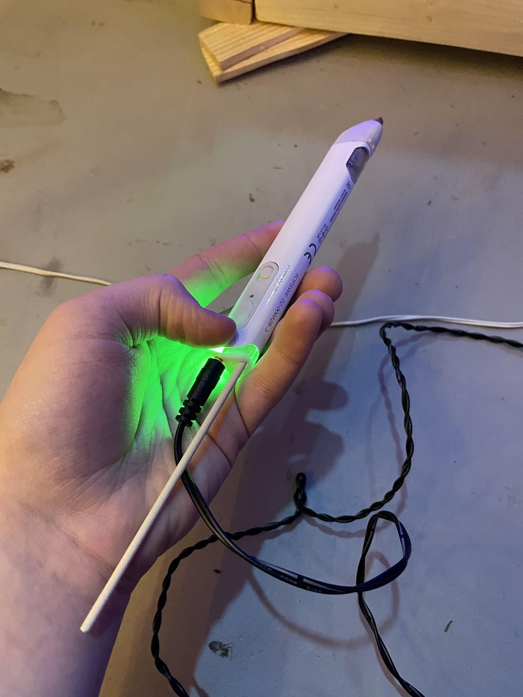 Fix Any Wood Crack With a 3D Pen! : 3 Steps - Instructables