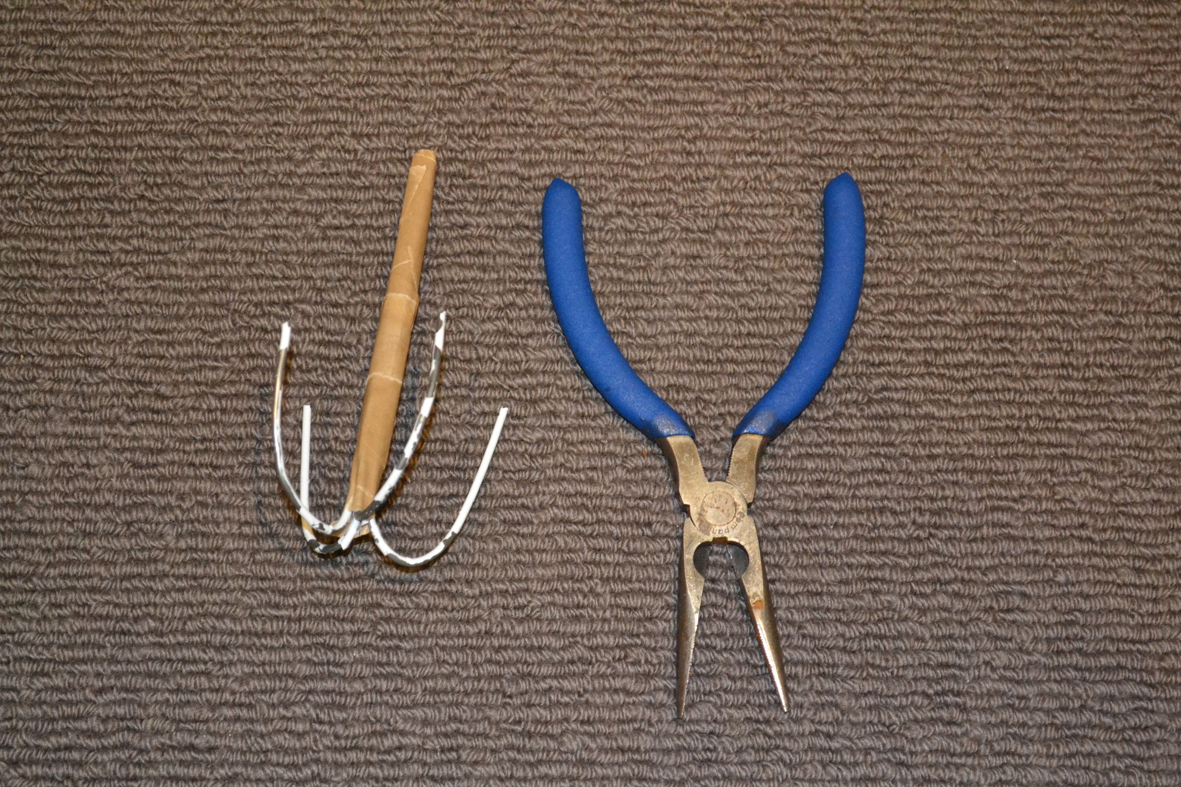 DIY Grappling Hook Made From Household Items! : 6 Steps (with Pictures ...