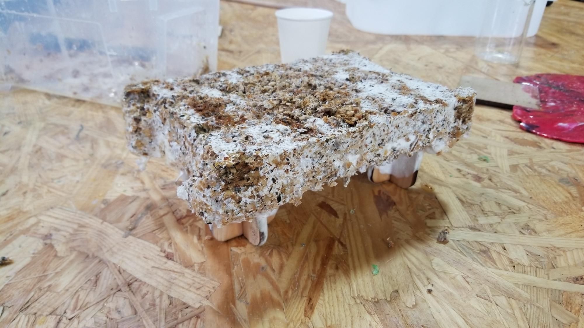 Mycelium Stool (prototype) : 8 Steps - Instructables