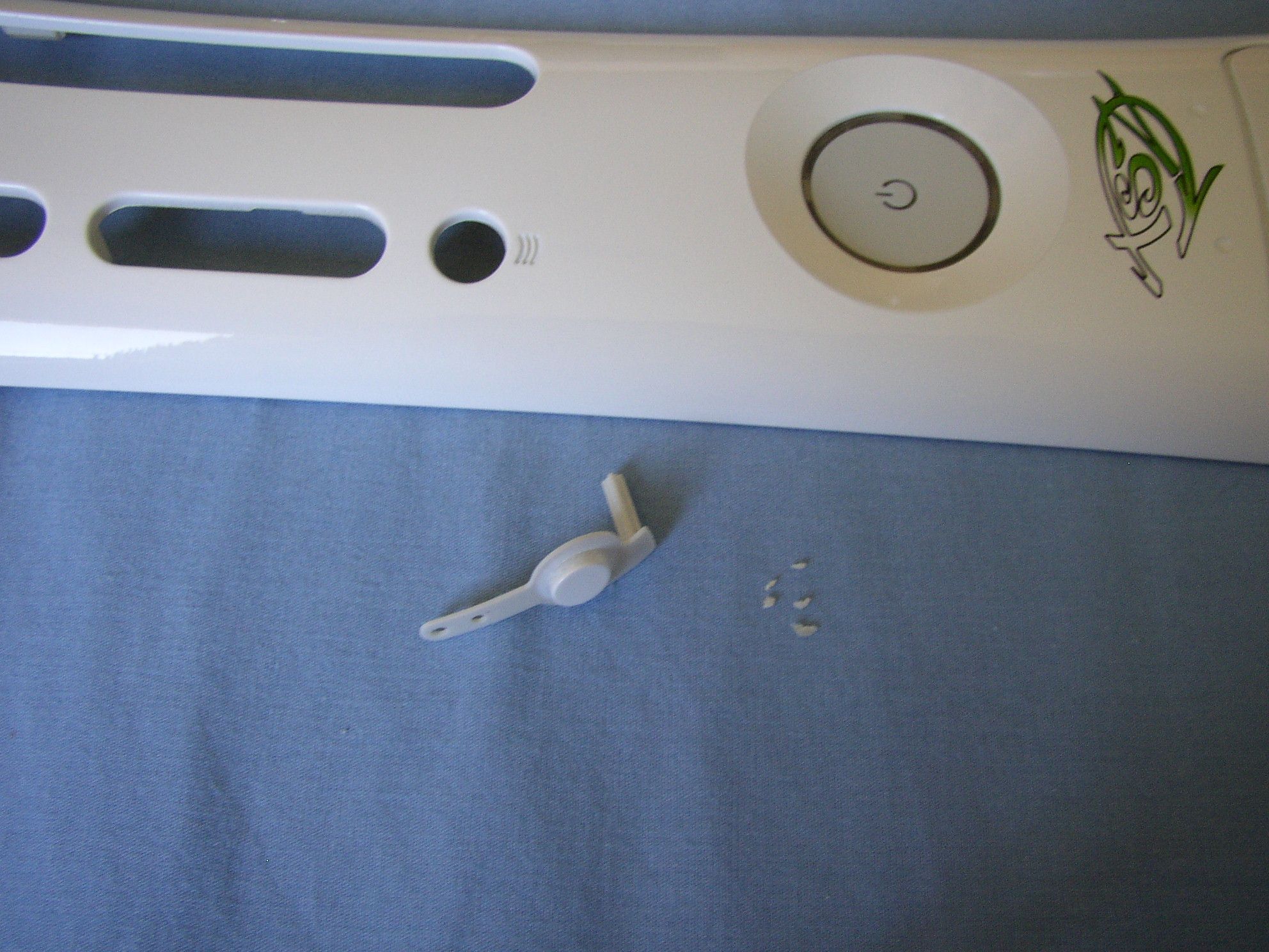 Custom Xbox 360 Faceplate : 12 Steps - Instructables