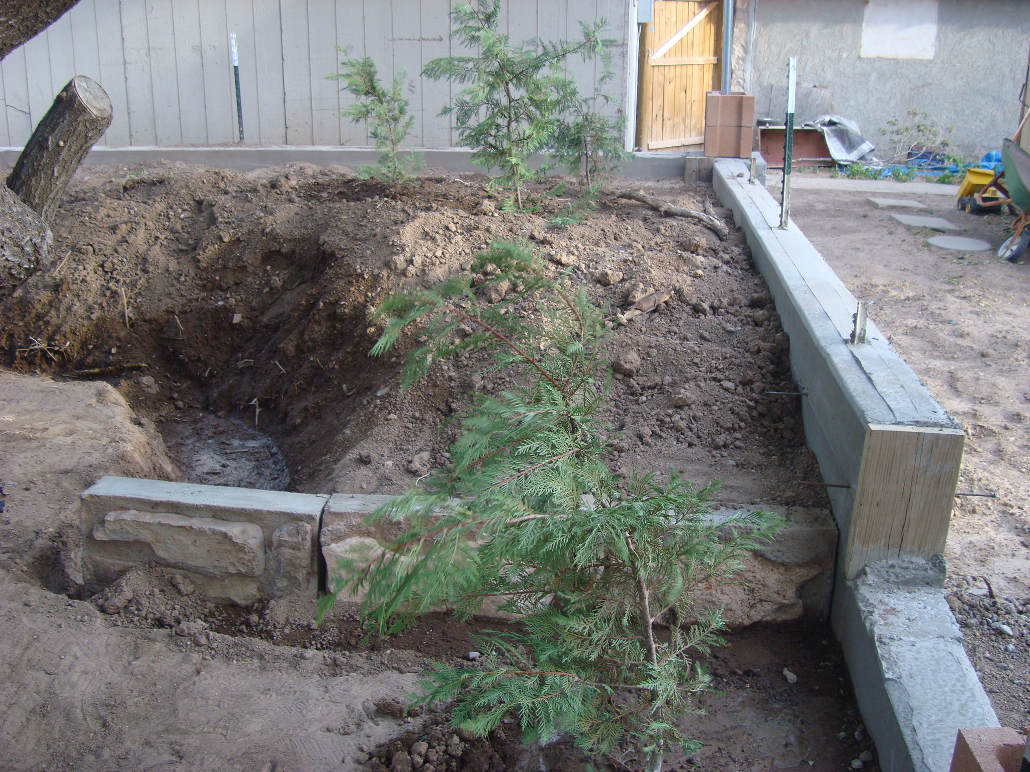 Retaining Wall and Footer/ Pouring Concrete - Instructables