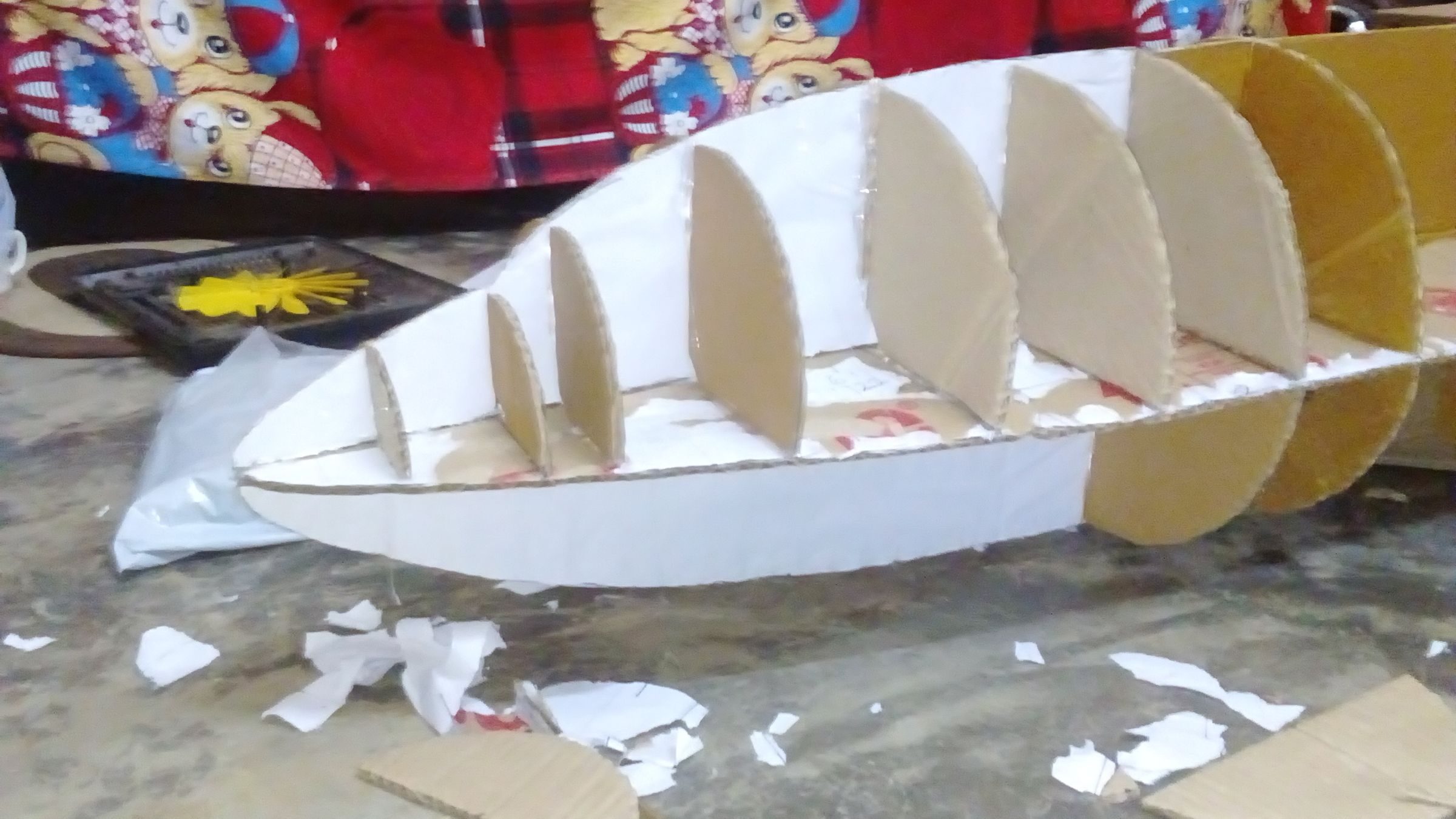 Boeing 737-800 Build Out of CARDBOARD : 9 Steps (with Pictures ...