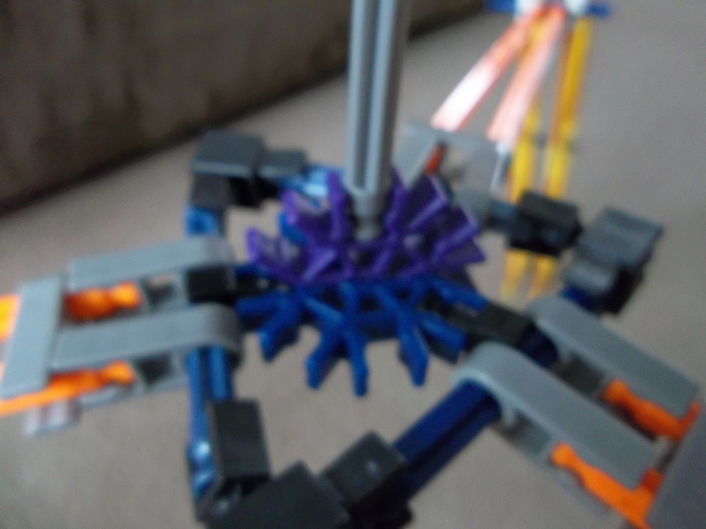 Easy Folding Tri-pod : 6 Steps (with Pictures) - Instructables