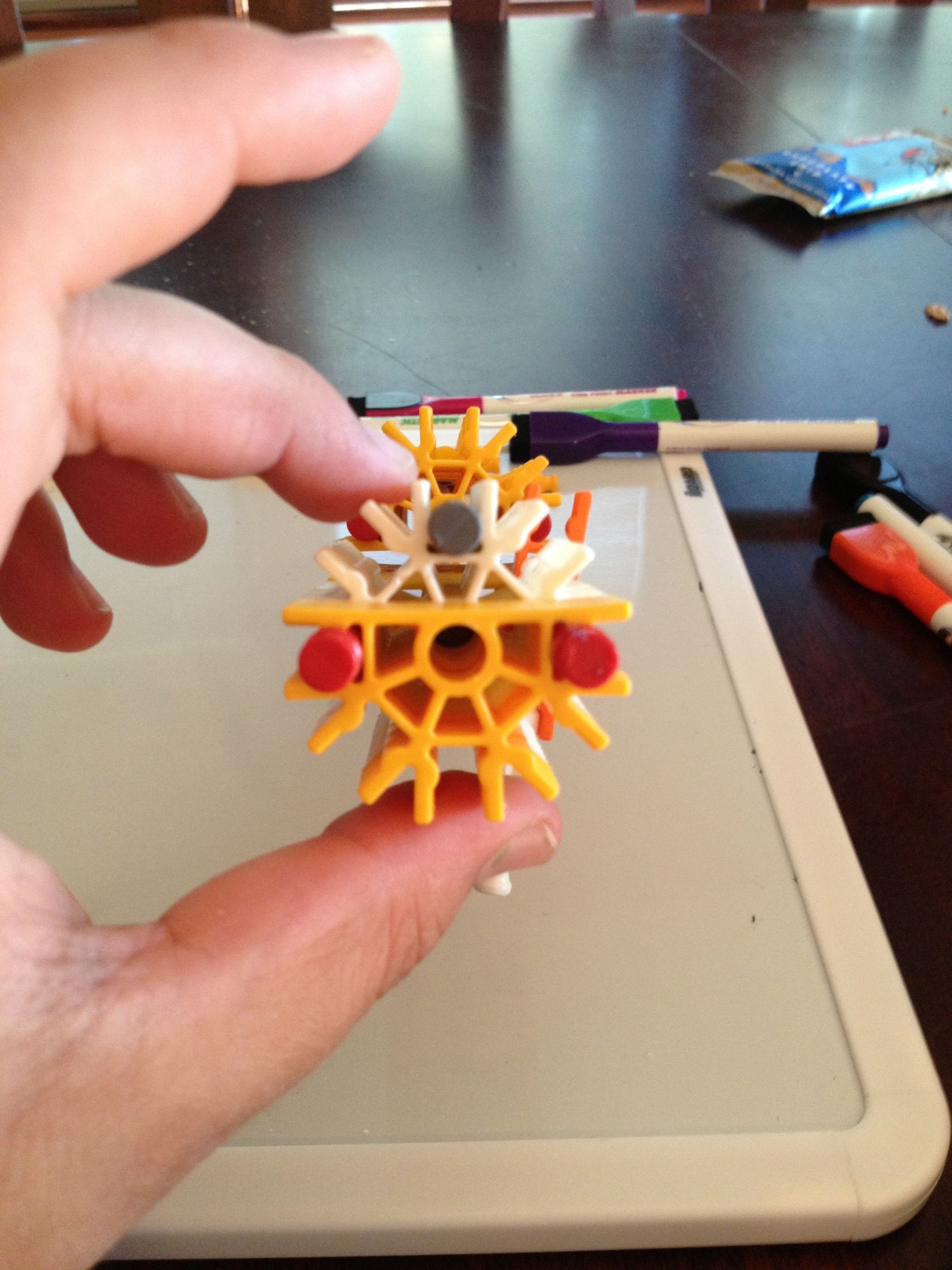 Simple K'nex "Pull Back" Gun : 29 Steps - Instructables