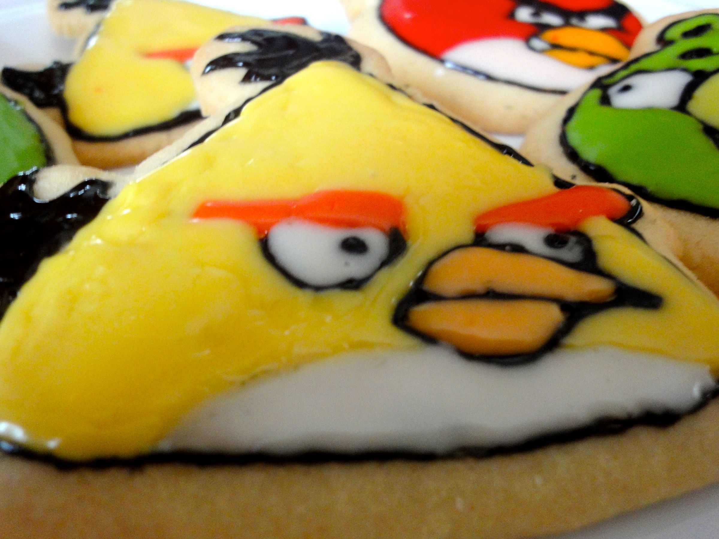 Angry Bird Cookies : 3 Steps (with Pictures) - Instructables