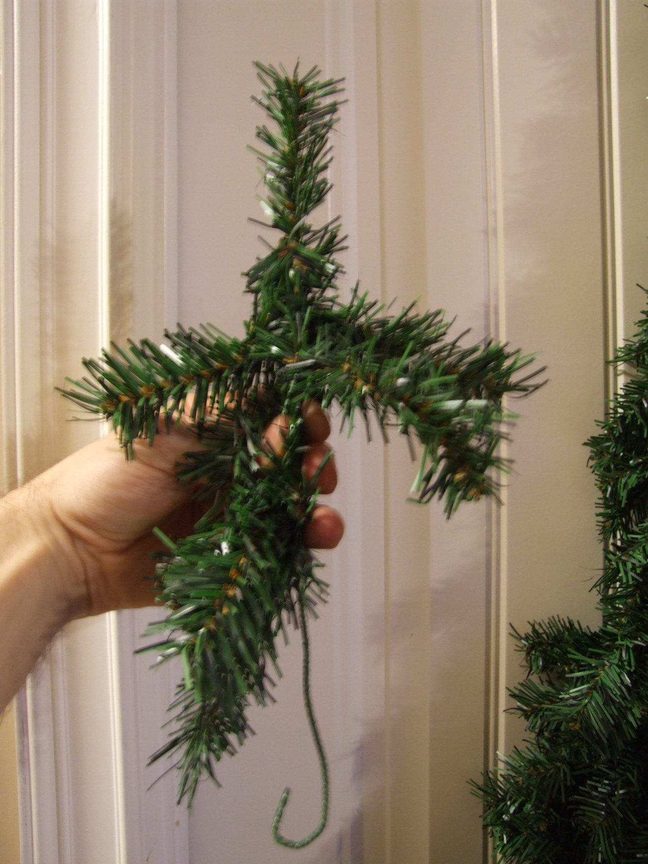 Christmas Tree Door Hanger : 9 Steps - Instructables