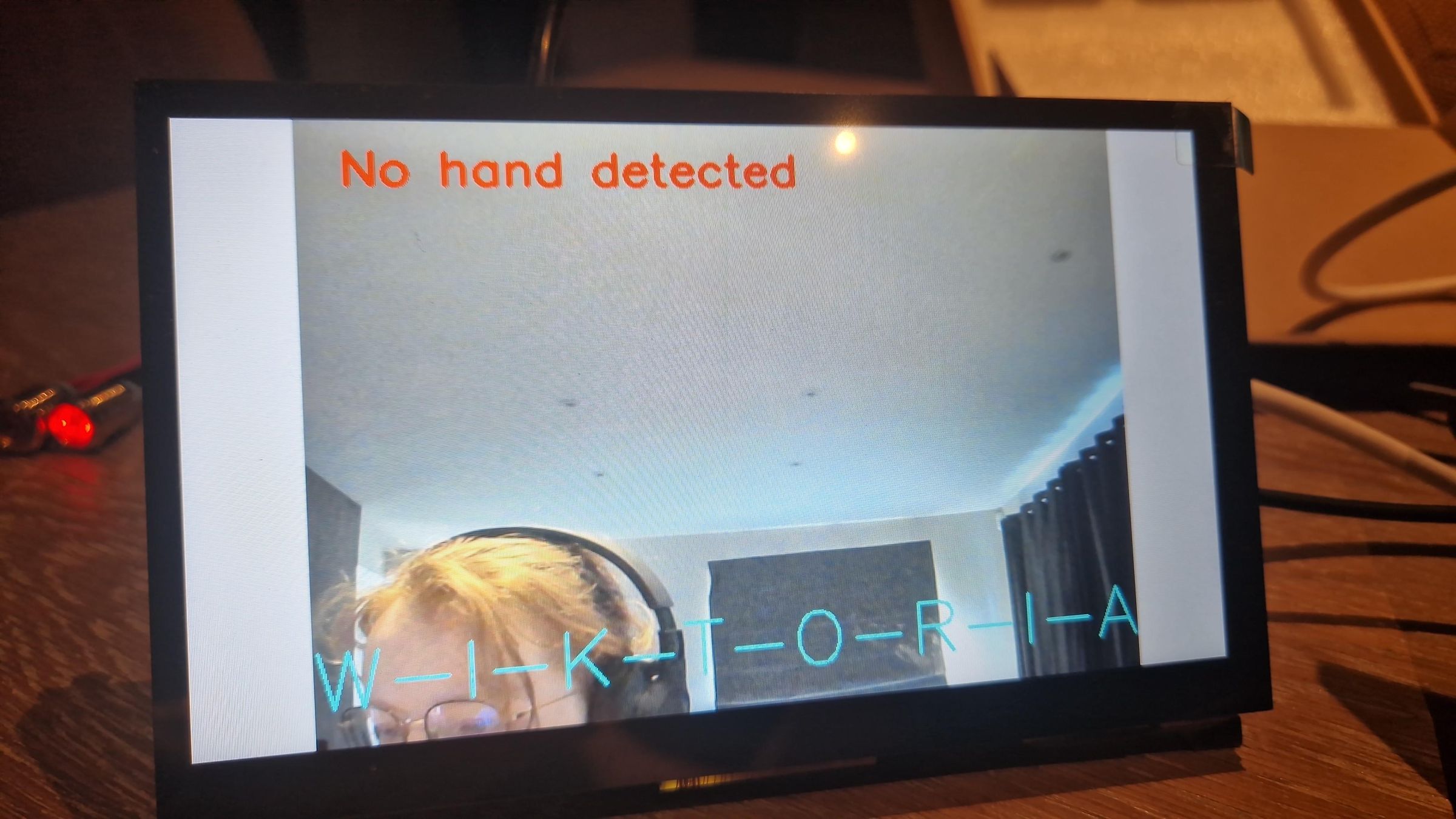 AI-Powered Hand Sign Recognition System : 10 Steps - Instructables