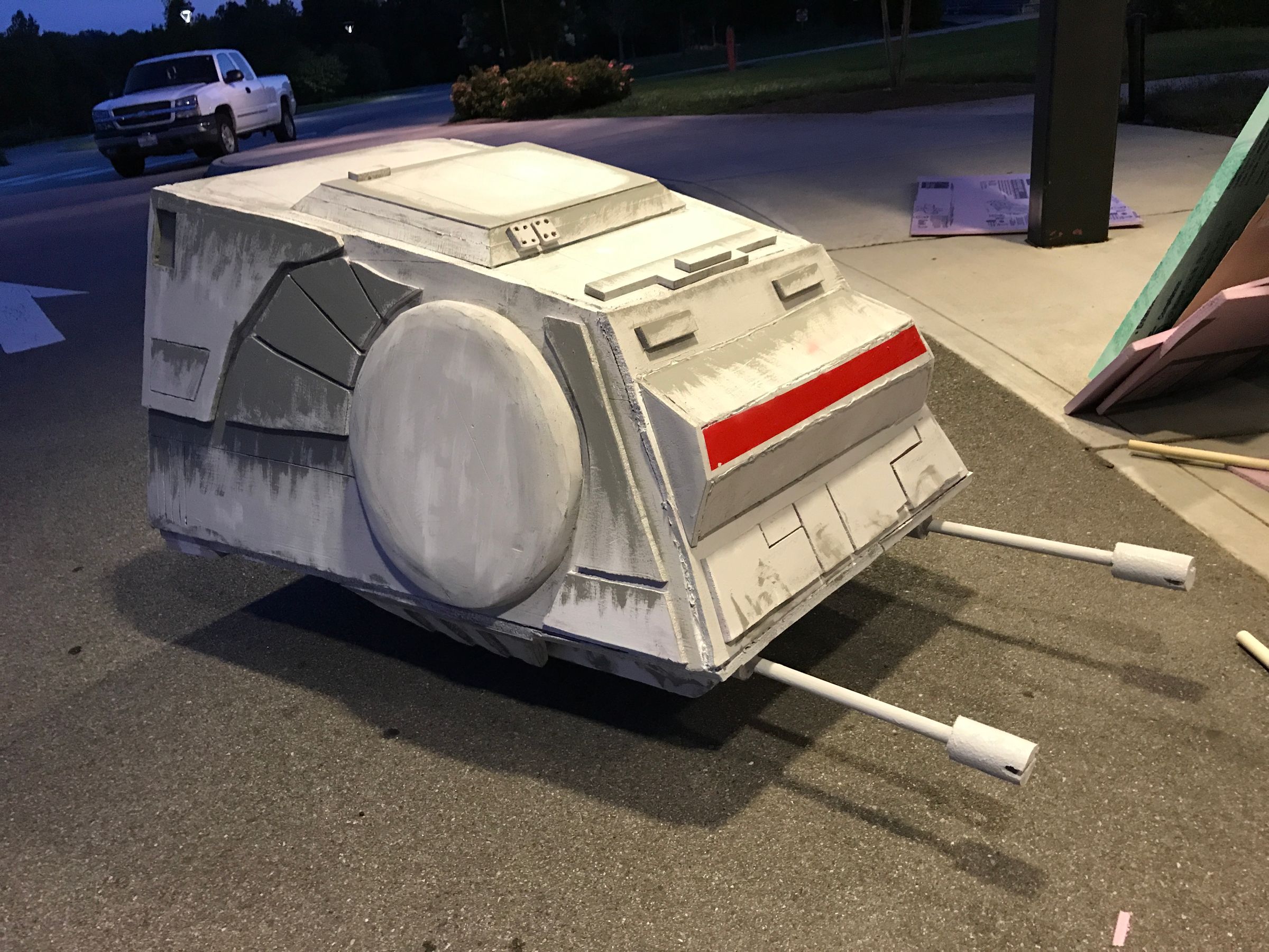Make a Large-Scale Star Wars AT-AT Walker : 11 Steps (with Pictures ...