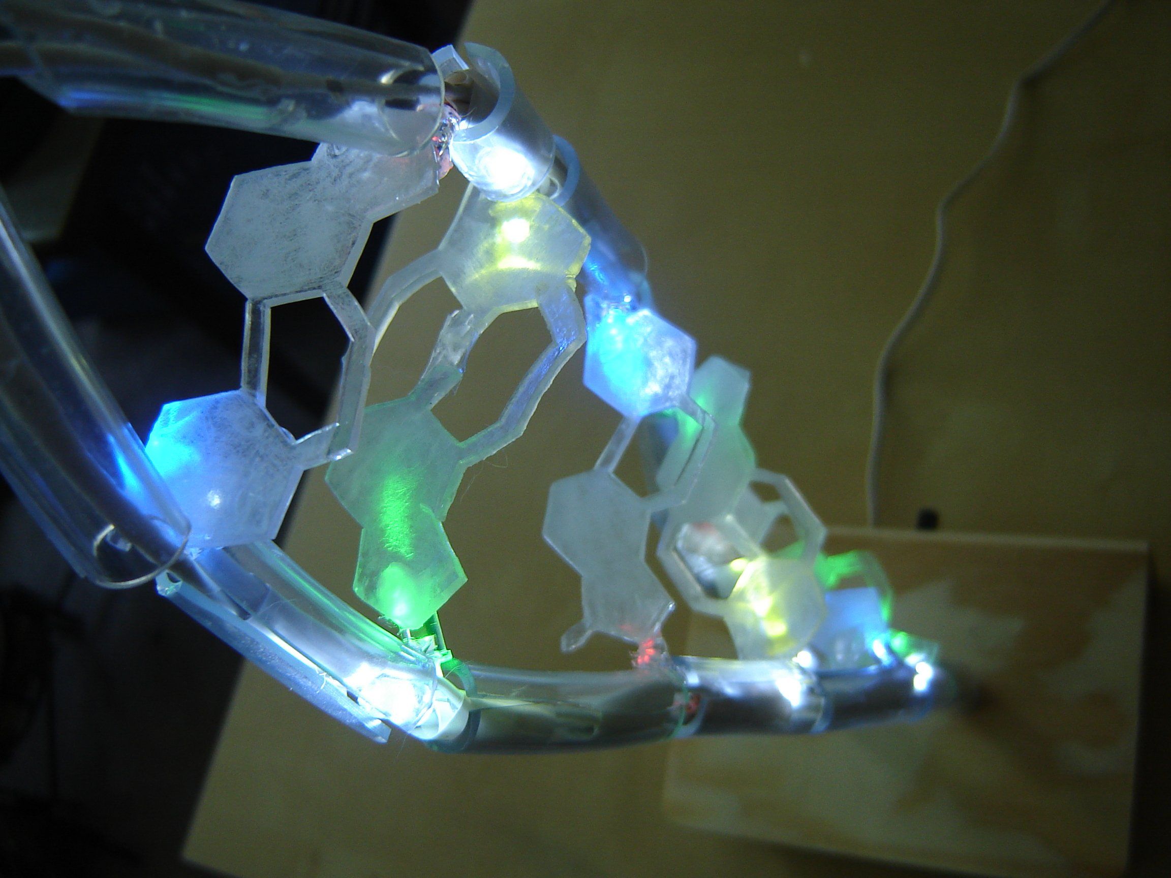 The Double Helix -a DNA Model With Lights : 7 Steps (with Pictures ...