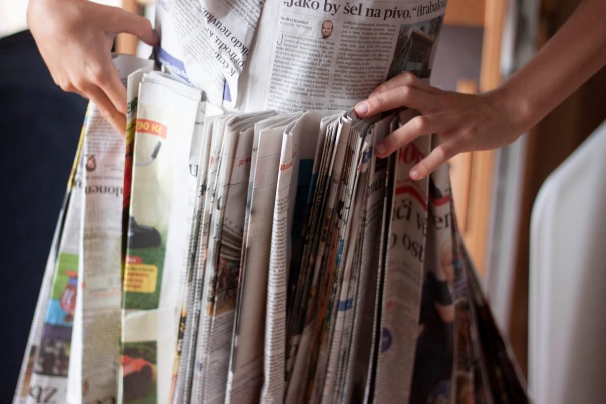 Newspaper Dress : 5 Steps (with Pictures) - Instructables