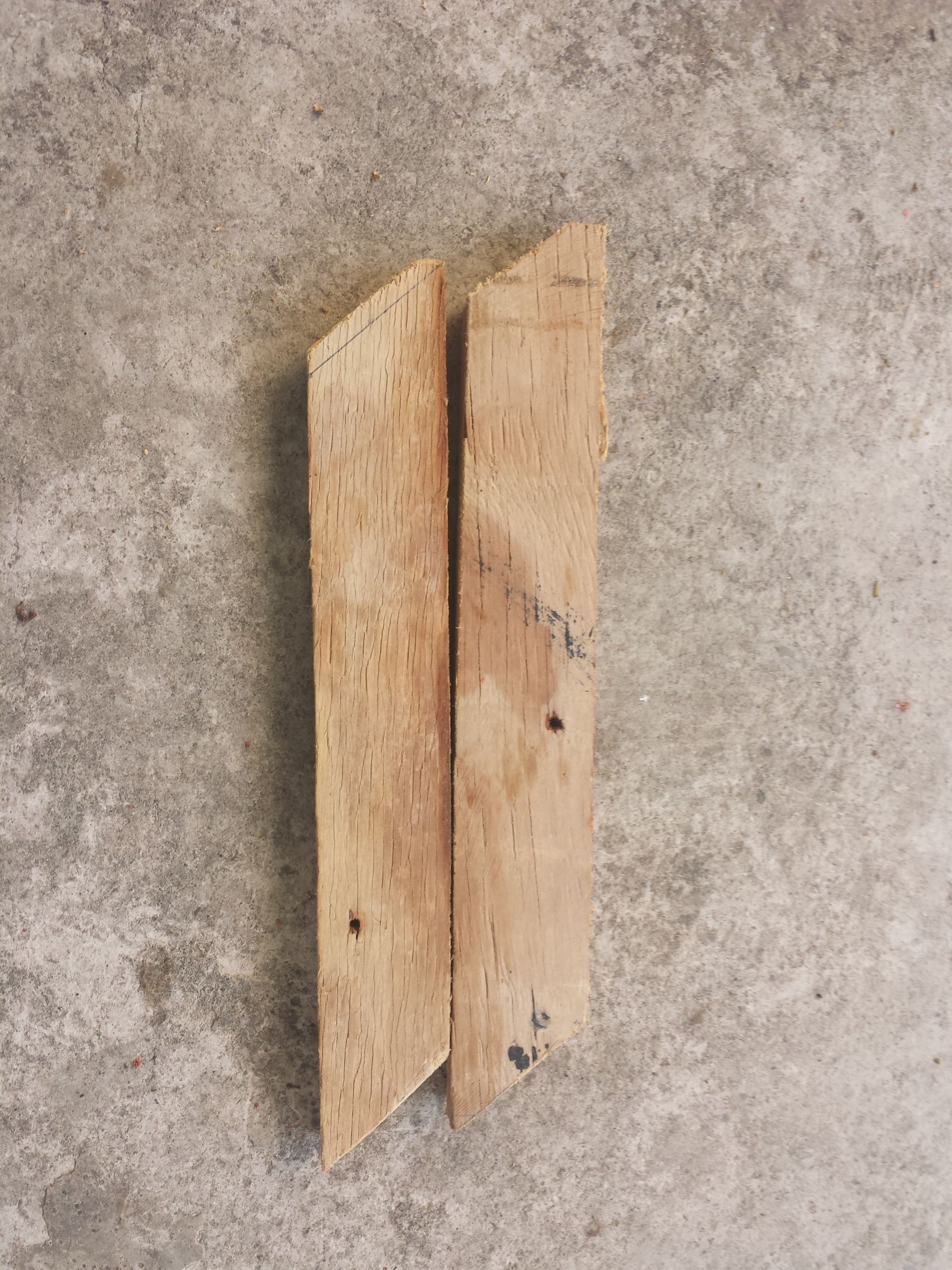 Modern Contemporary Tilt Book Shelving : 5 Steps (with Pictures ...