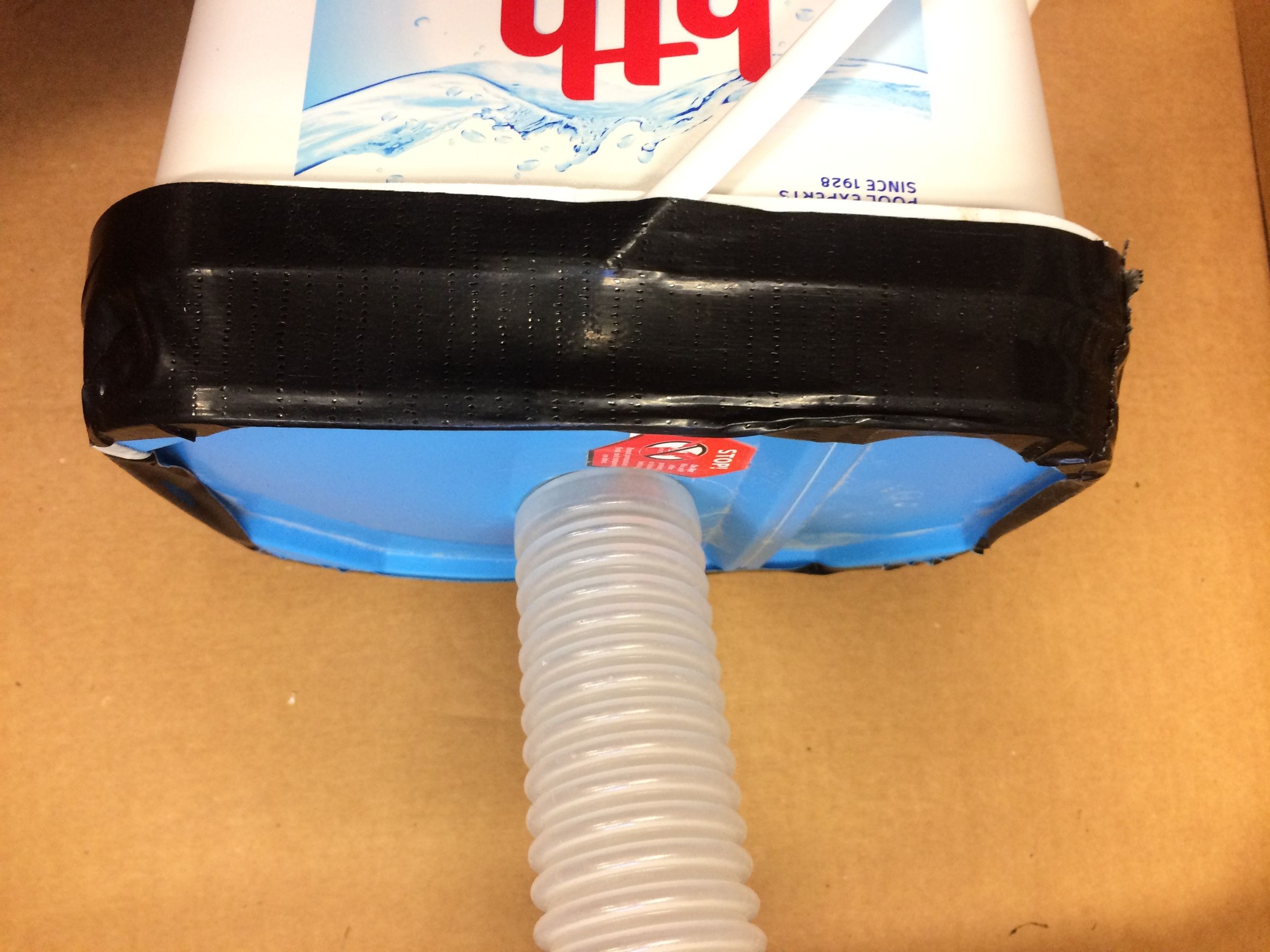 Pool Vacuum From a Basic Water Pump : 5 Steps - Instructables