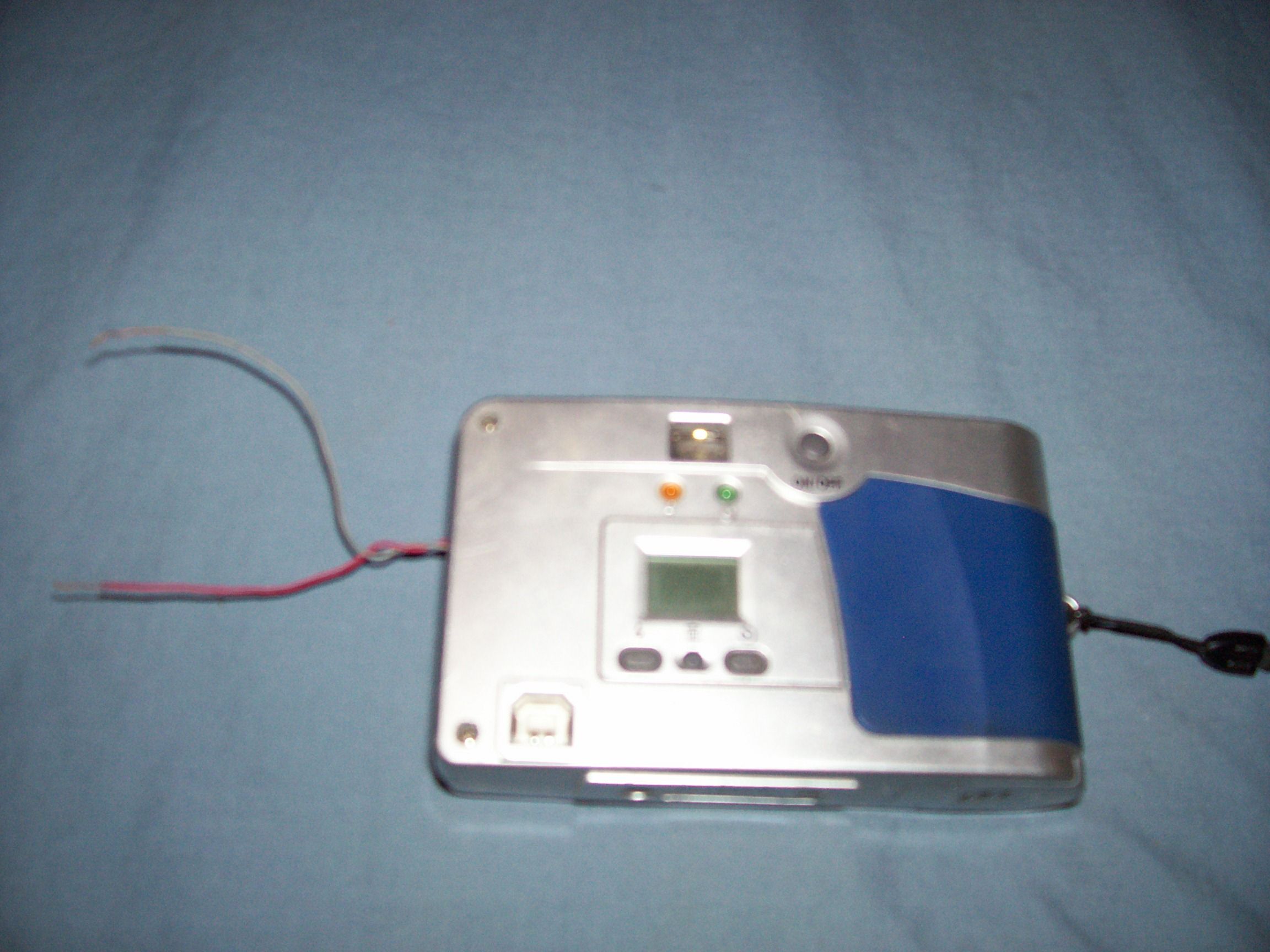Camera Flash Capacitor HACK (old But Still Works) : 3 Steps - Instructables