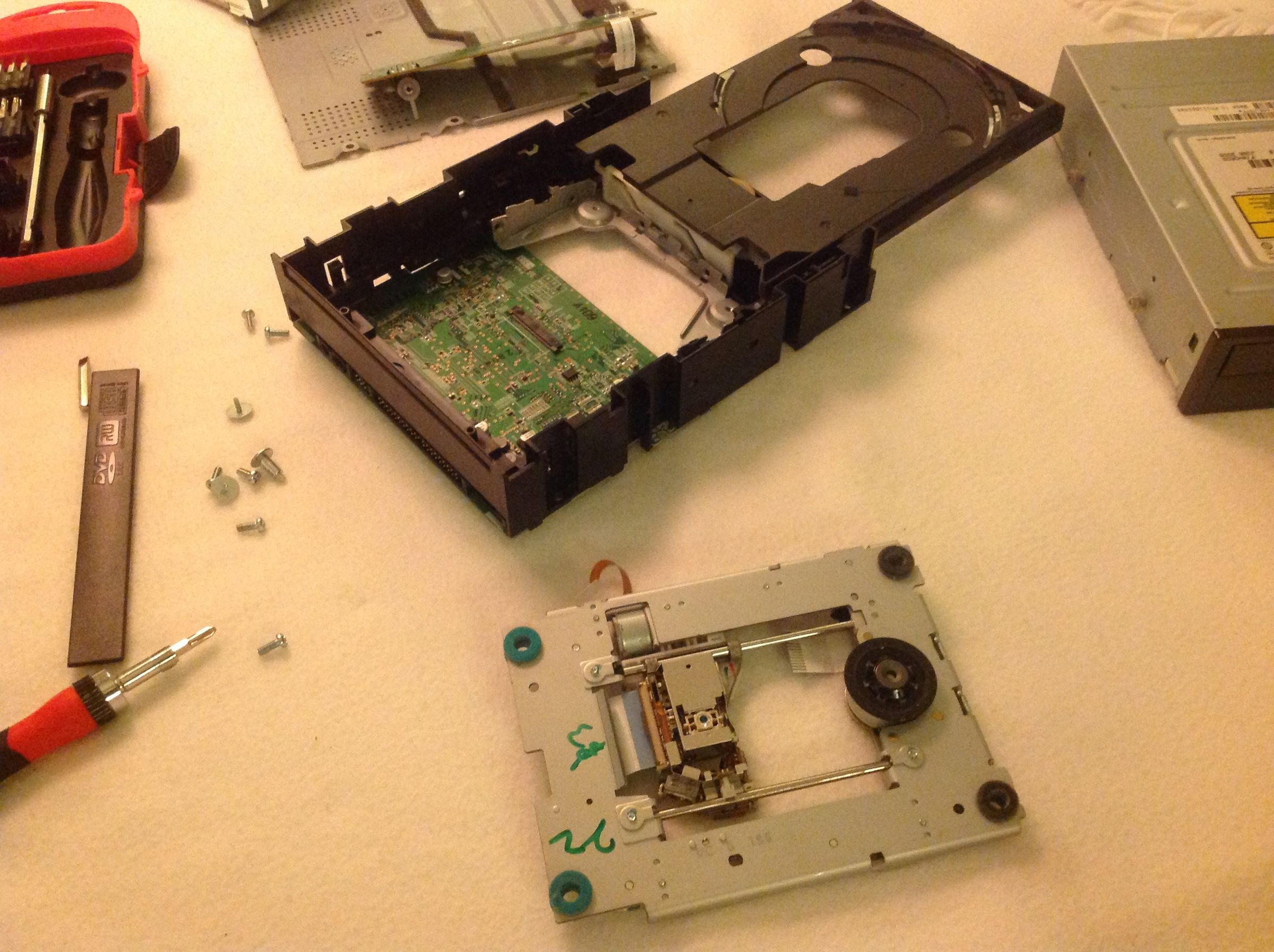 Salvage a Laser Diode From a Cd Driver : 4 Steps - Instructables