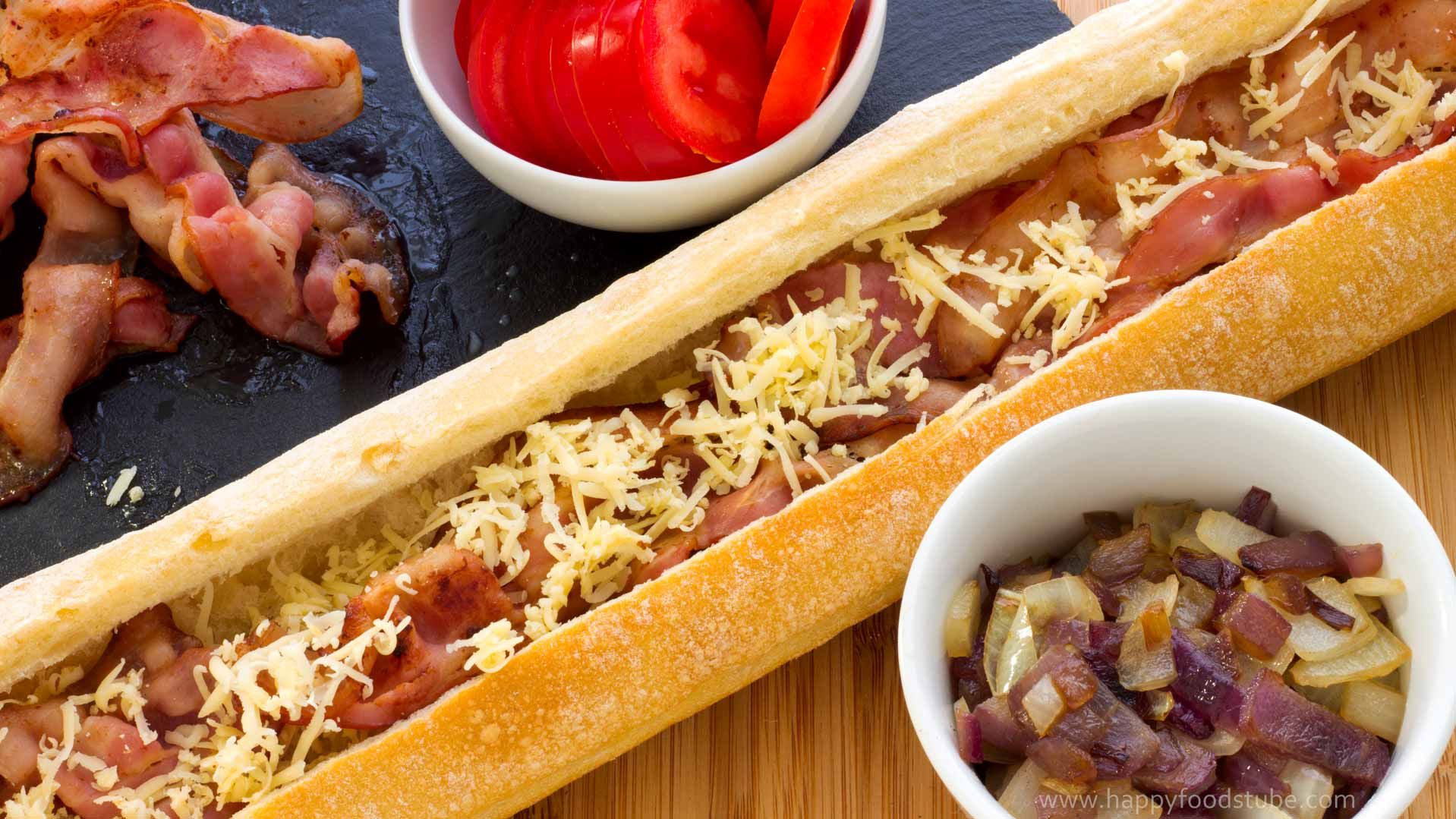 Breakfast Boat With Cheese, Bacon & Tomatoes : 3 Steps (with Pictures ...