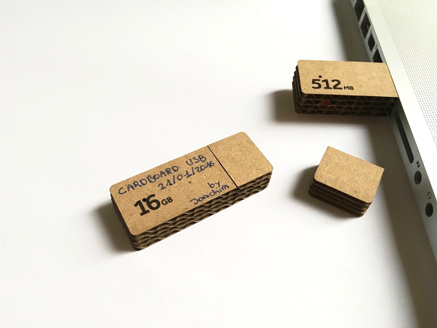 Cardboard USB Flash Drive (Packaging) : 7 Steps (with Pictures ...