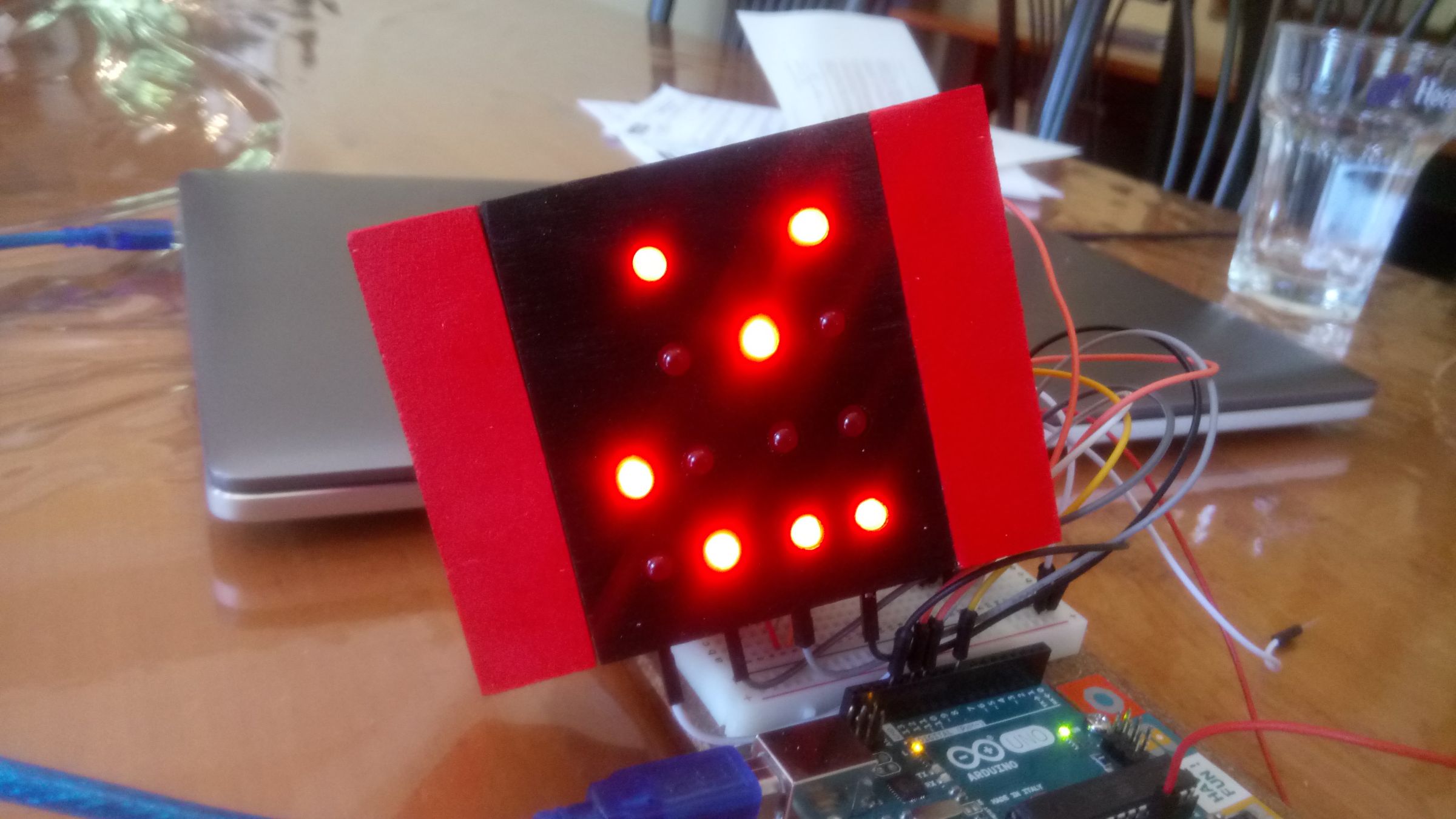 Simple Binary Clock Using Attiny85 : 10 Steps - Instructables