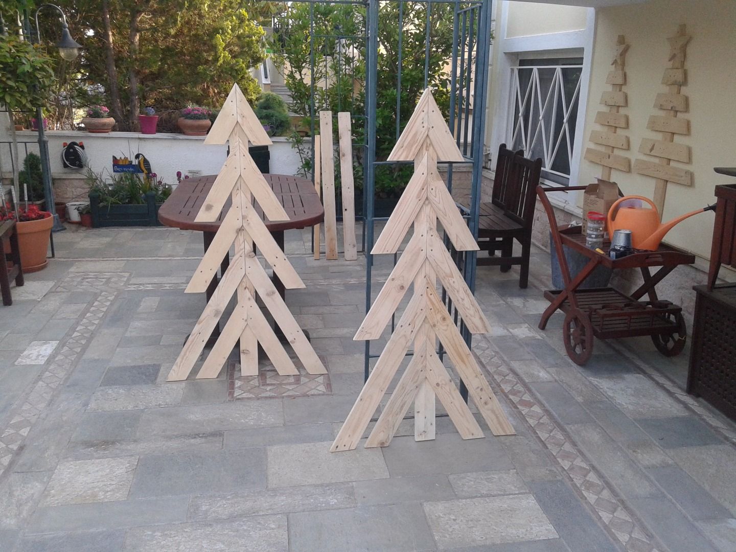 Wooden Christmas Trees - Instructables