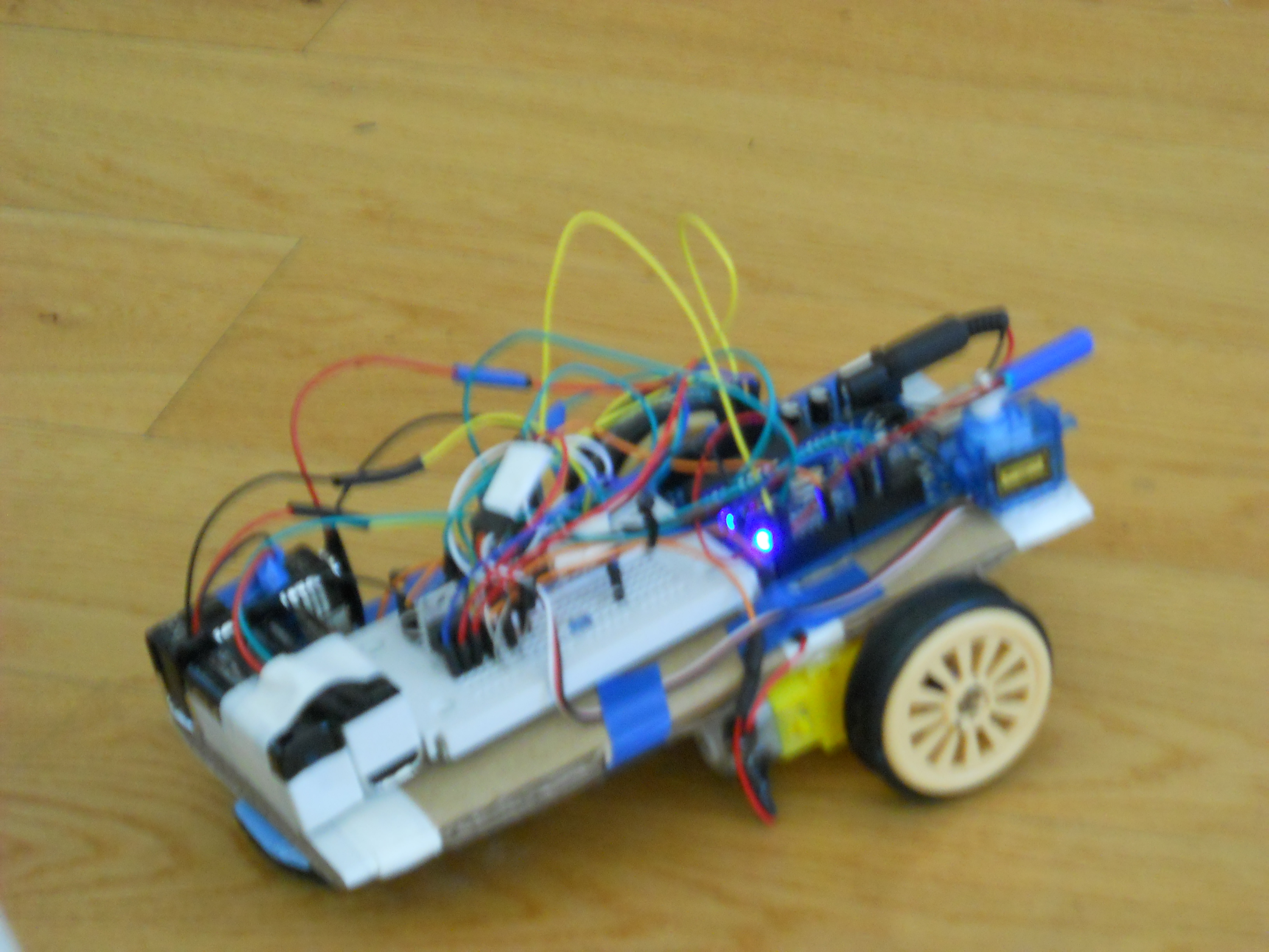 Remote Controlled Arduino Car - Instructables