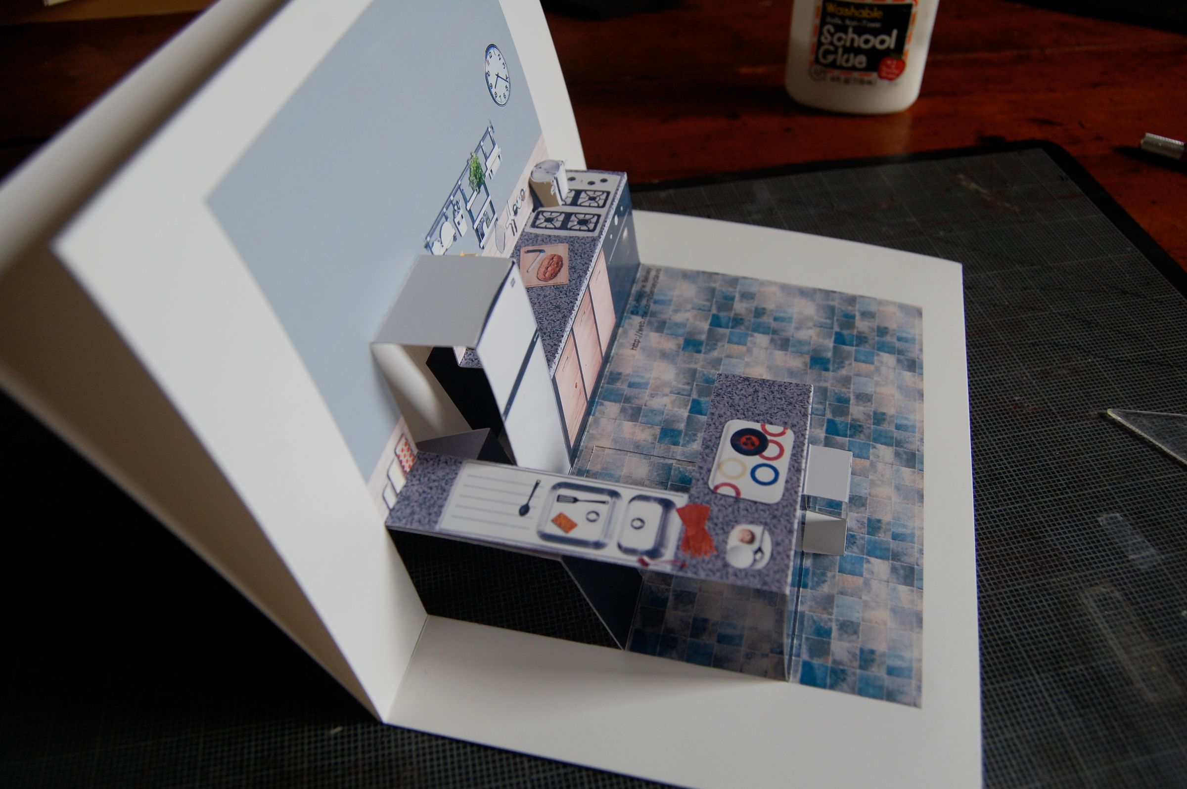 Fold a Kitchen Into Your Pocket : 8 Steps (with Pictures) - Instructables