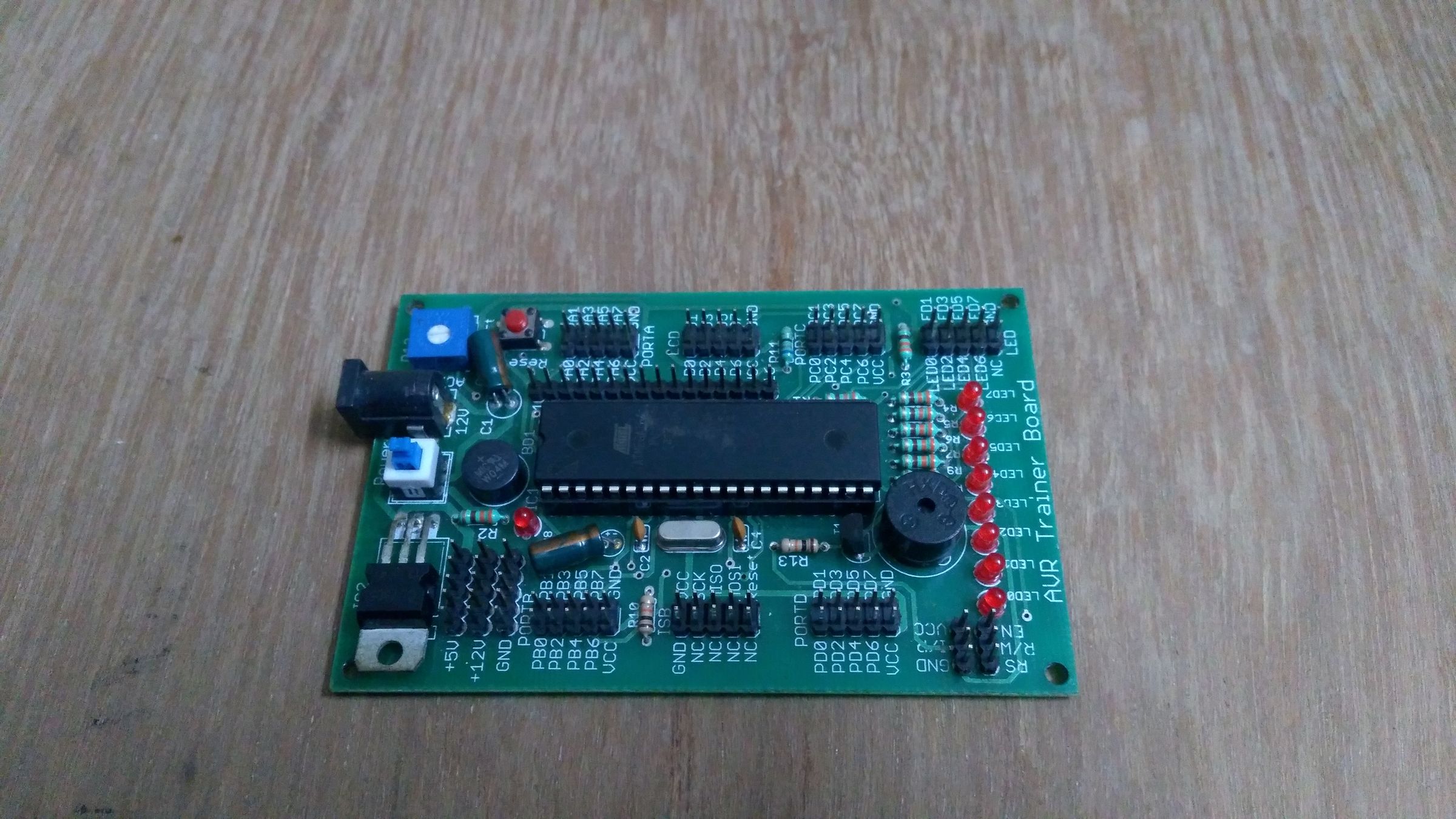 LED Pattern1 Using Atmega16 : 4 Steps (with Pictures) - Instructables