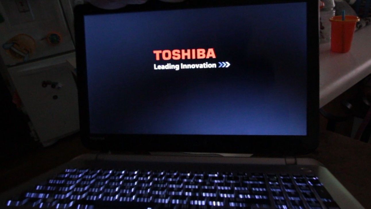 Replacing a Laptop Screen Cable : 11 Steps - Instructables