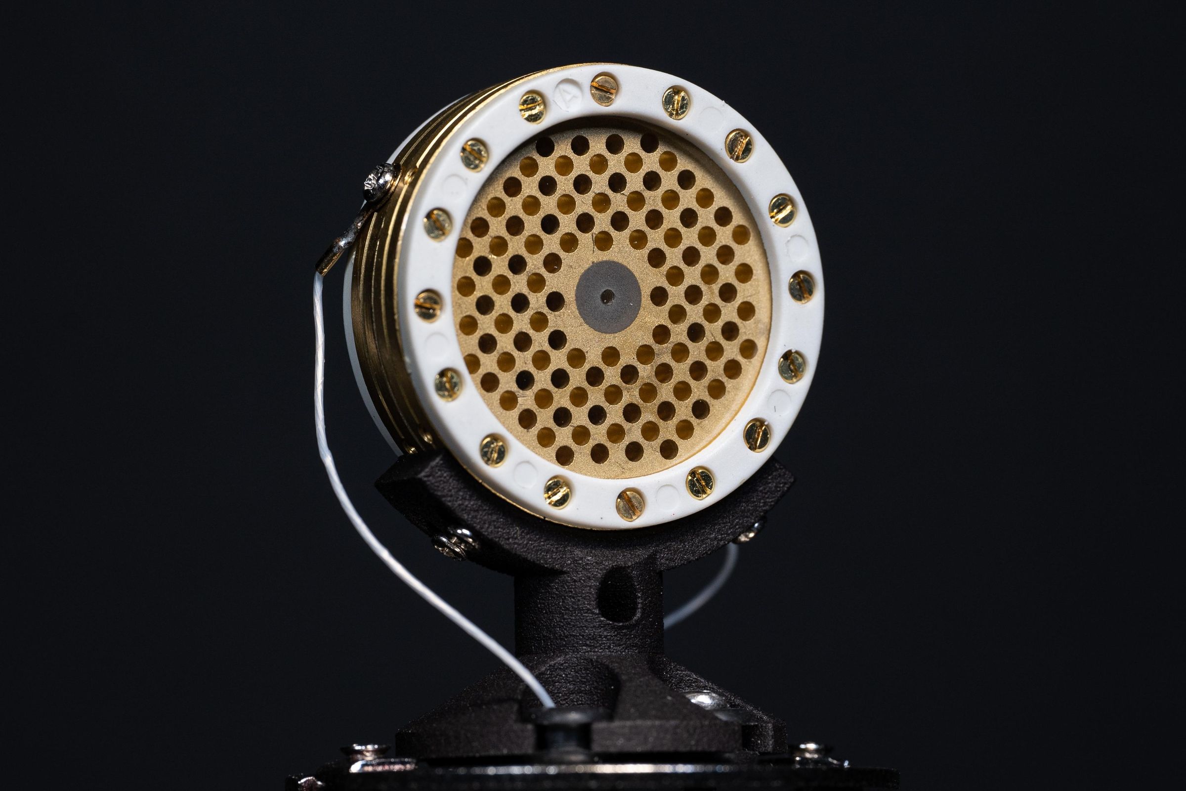 True Condenser OPA Mics : 6 Steps (with Pictures) - Instructables