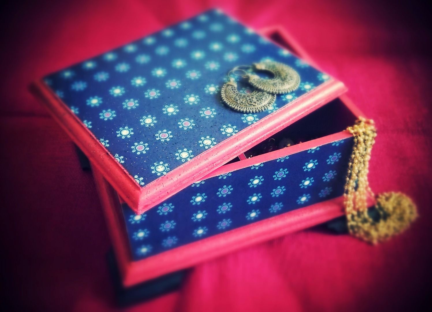 Traditional Jewelry Box : 8 Steps (with Pictures) - Instructables