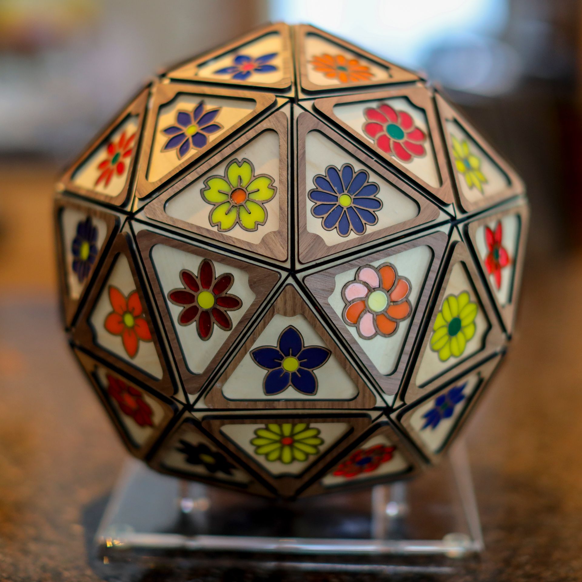 Laser Cut Acrylic & Wood Inlay Flowers Using Illustrator & Glowforge ...