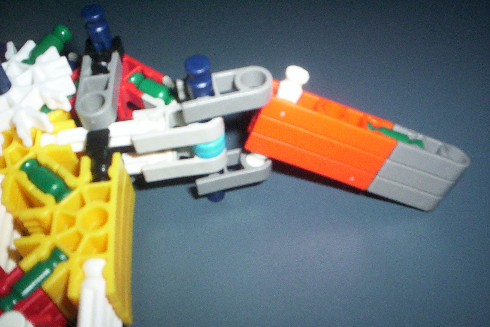 8 Shot Deconstruction Round Revolver : 12 Steps - Instructables