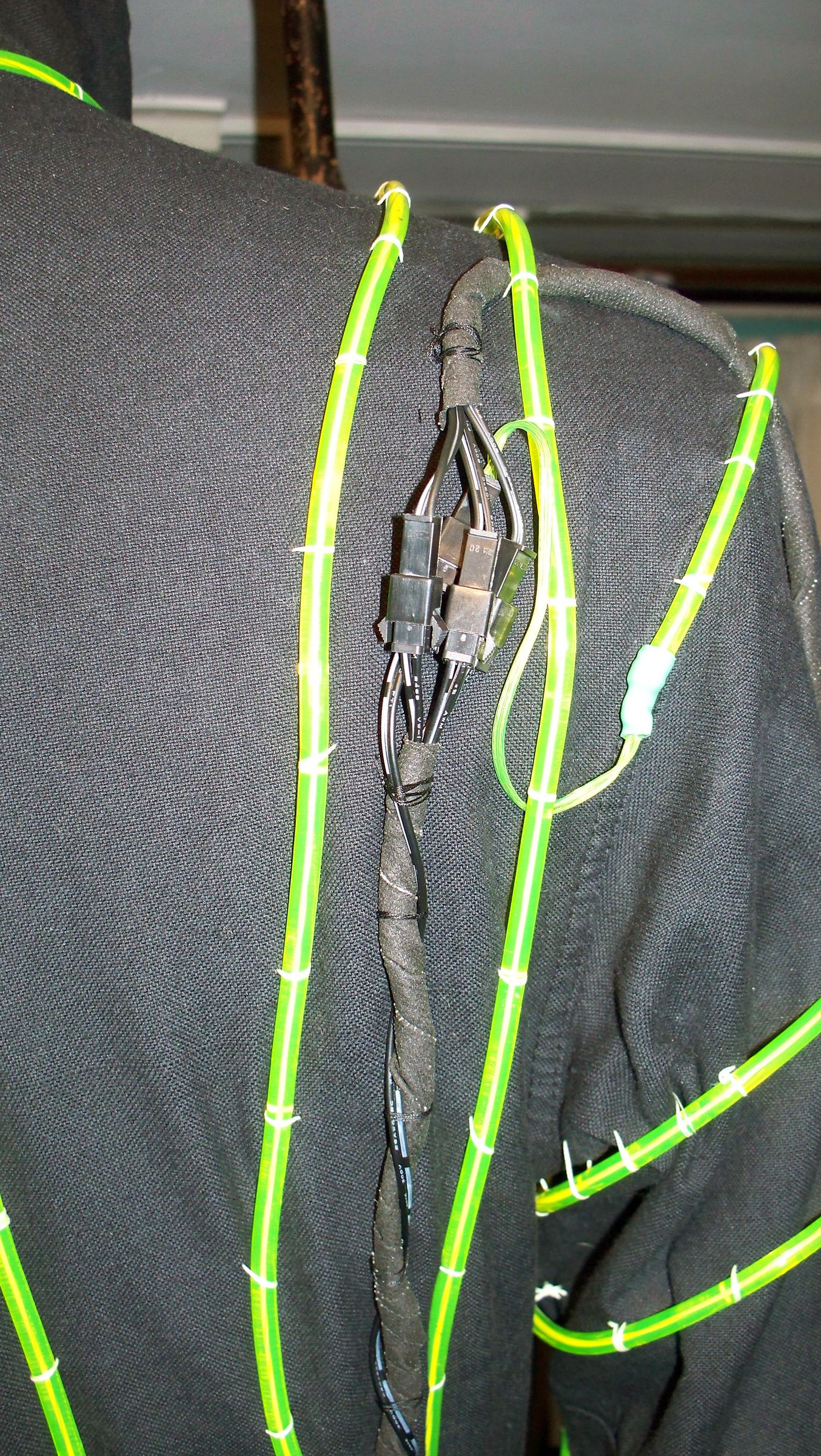 Light Up Costume : 6 Steps (with Pictures) - Instructables